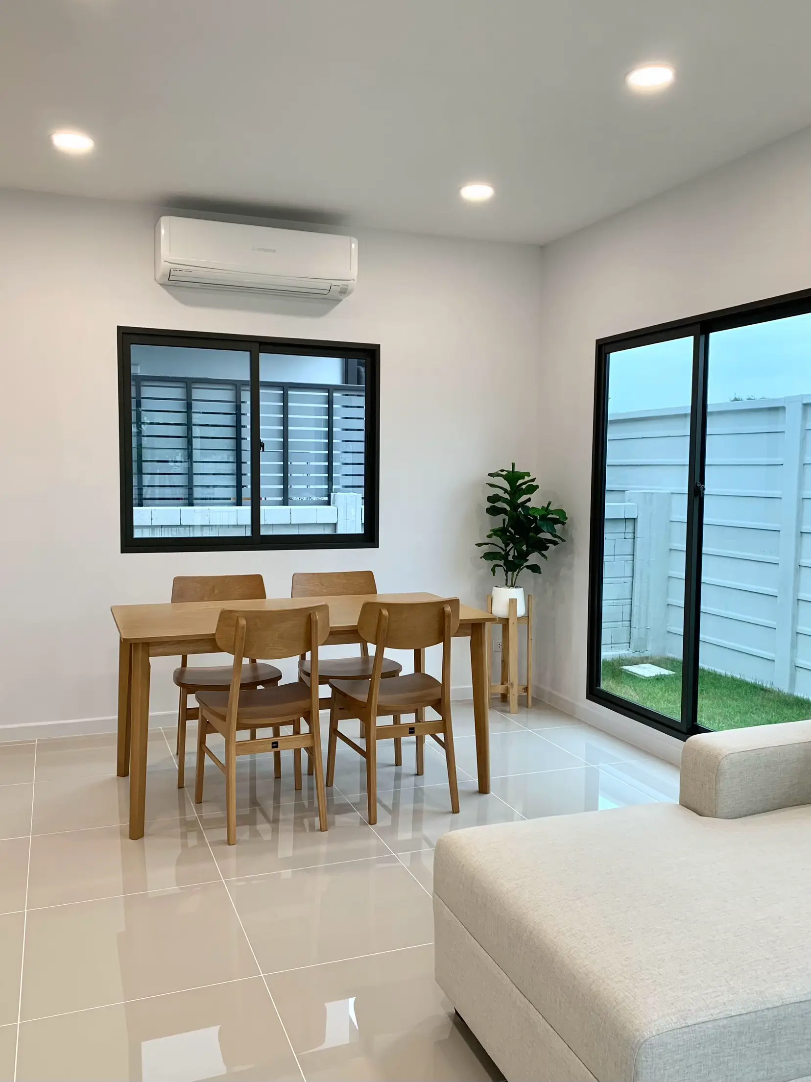 Home Tour ep.1 🏠 | แกลเลอรีที่โพสต์โดย Dow ♡ | Lemon8