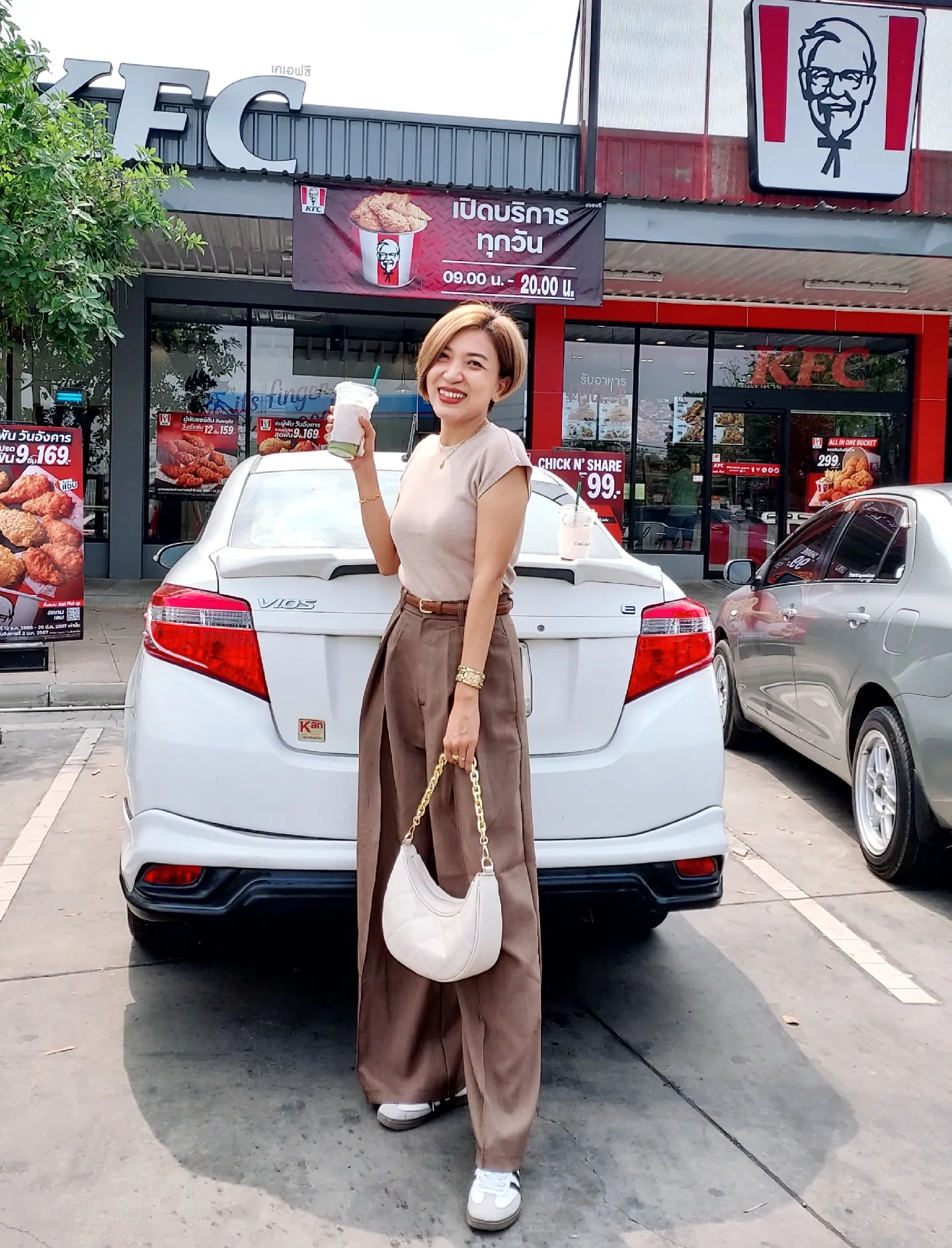 แต่งตัววันสบายๆในวัย42ปี | แกลเลอรีที่โพสต์โดย Kru.Tarn | Lemon8