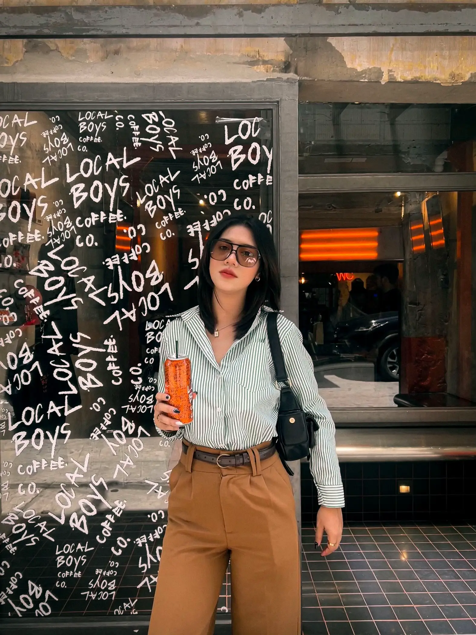 LOCAL BOYS COFFEE CO. 📸 คาเฟ่ย่านทรงวาด 🧡 | แกลเลอรีที่โพสต์โดย Suphansa Saelia | Lemon8