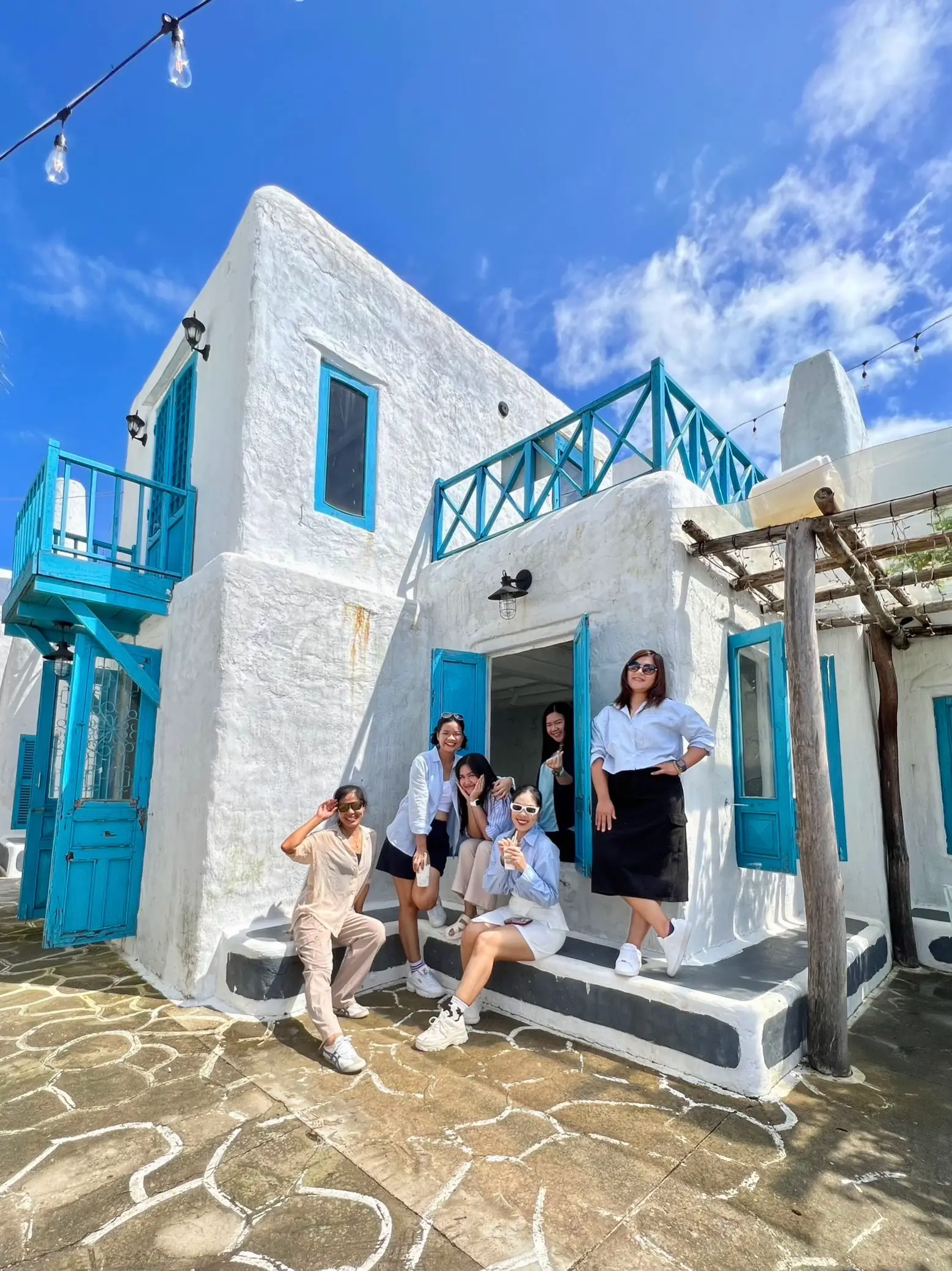 เที่ยวเวียดนามกลาง ฉบับคนขี้เกียจ😂😅🤣 | แกลเลอรีที่โพสต์โดย Aomja68 | Lemon8