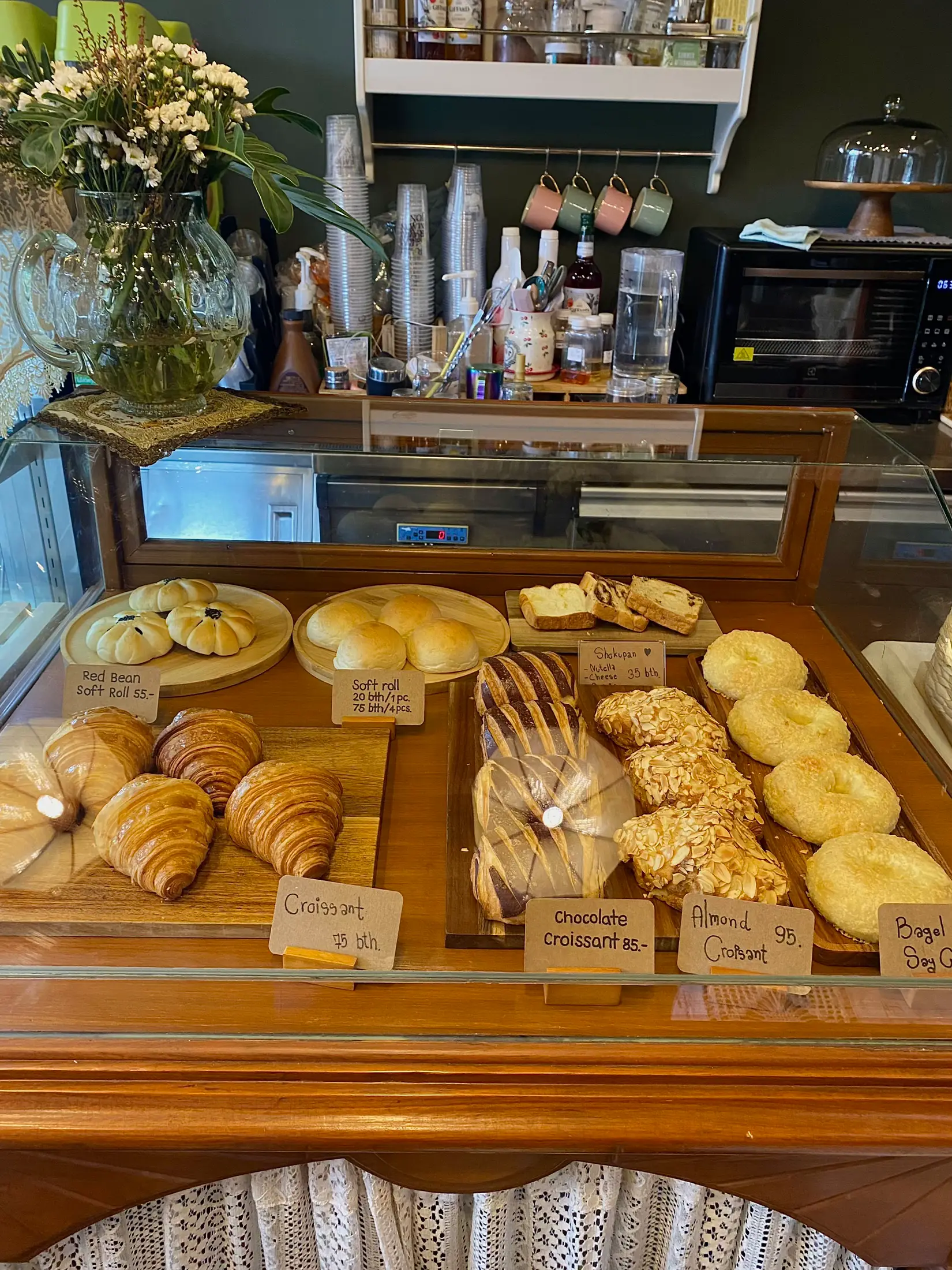 Body Butter Bake 🧈 คาเฟ่วินเทจใกล้ช่างชุ่ย | แกลเลอรีที่โพสต์โดย ...