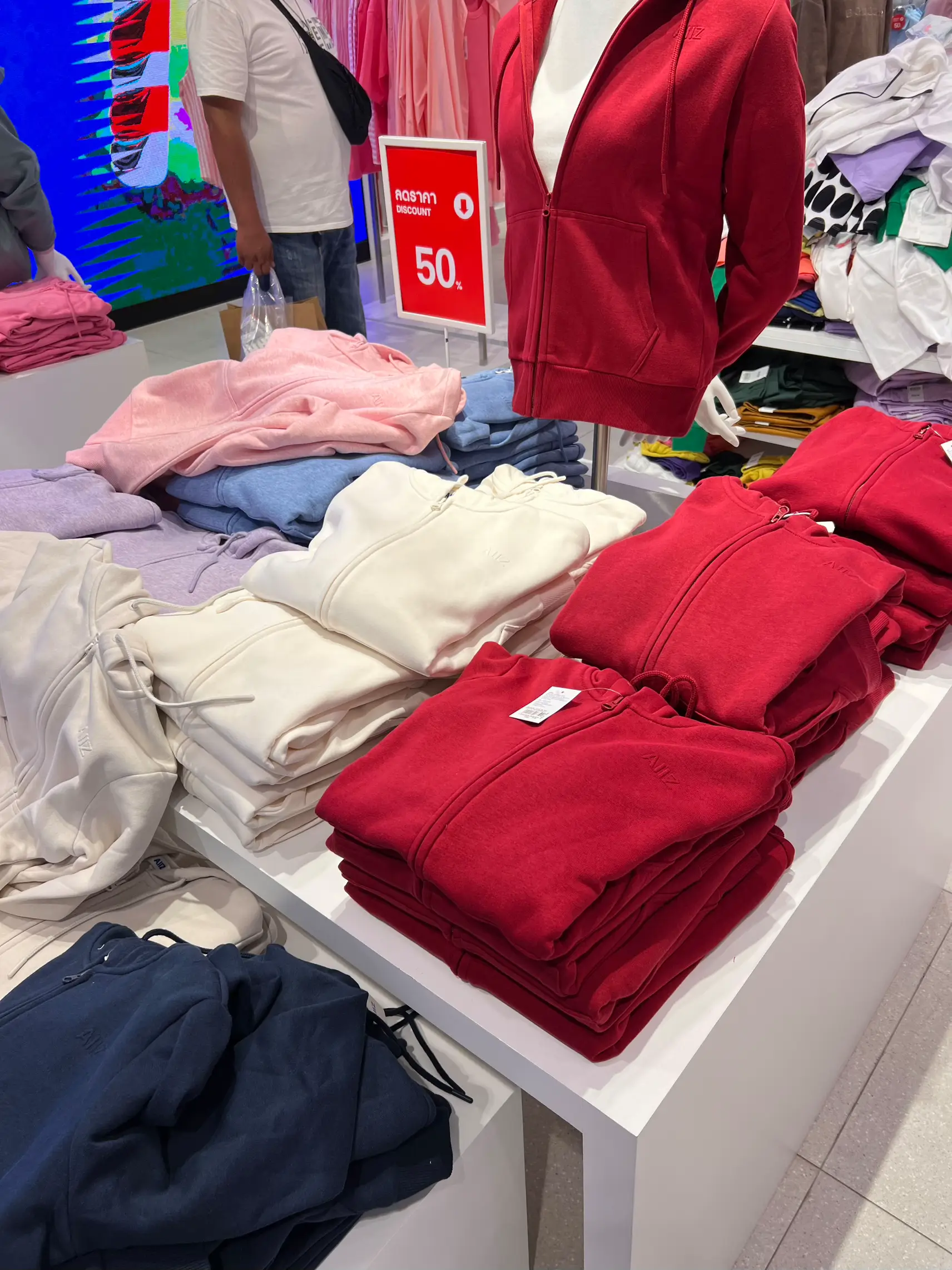 AIIZ ลด 70%🤚🏻🐰🎀 | แกลเลอรีที่โพสต์โดย ♡ | Lemon8