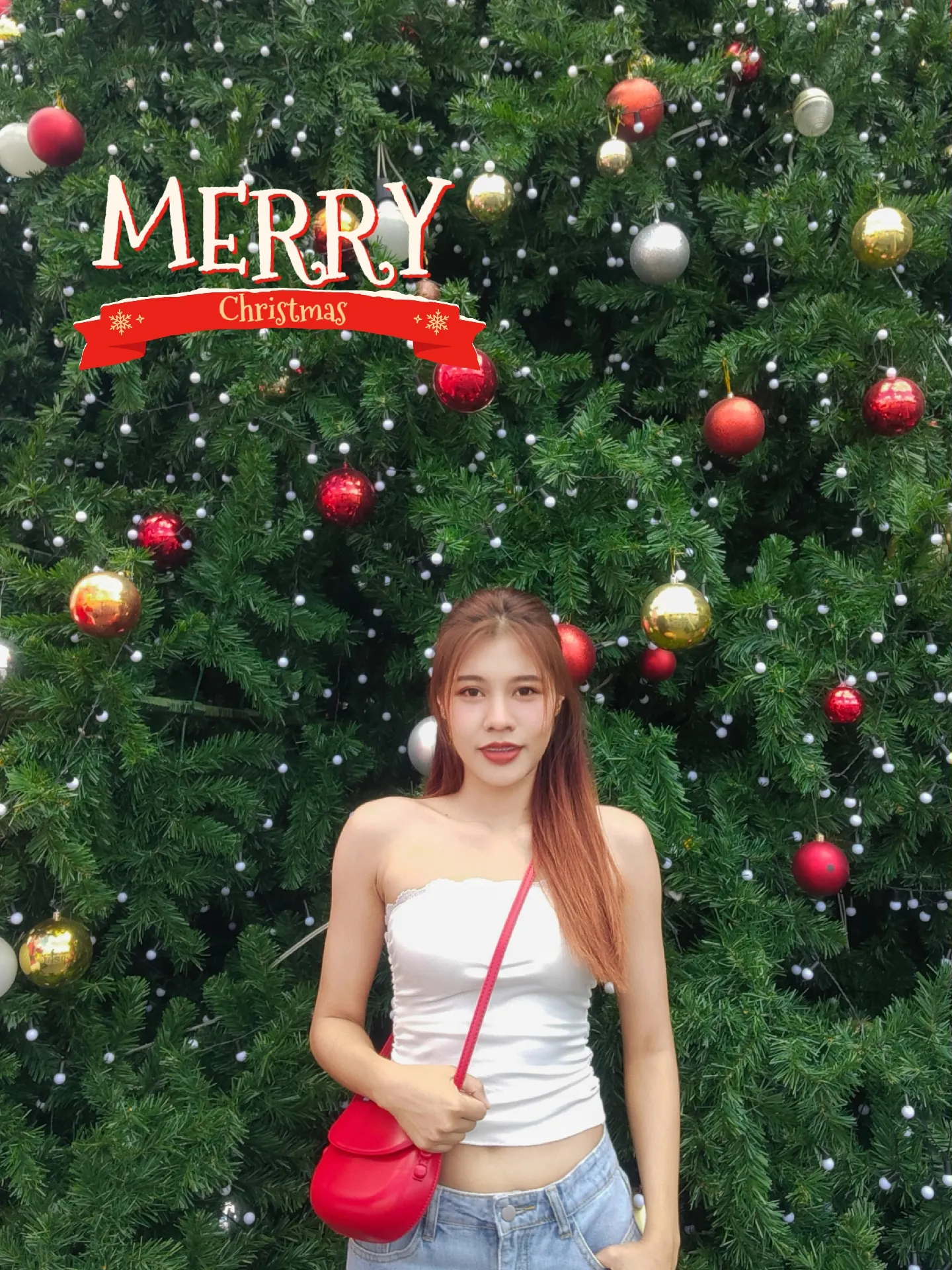 คริสมาสต์หรือ kiss me ดีล่ะ 💋🎄 | แกลเลอรีที่โพสต์โดย Sunantha mint🤍 | Lemon8