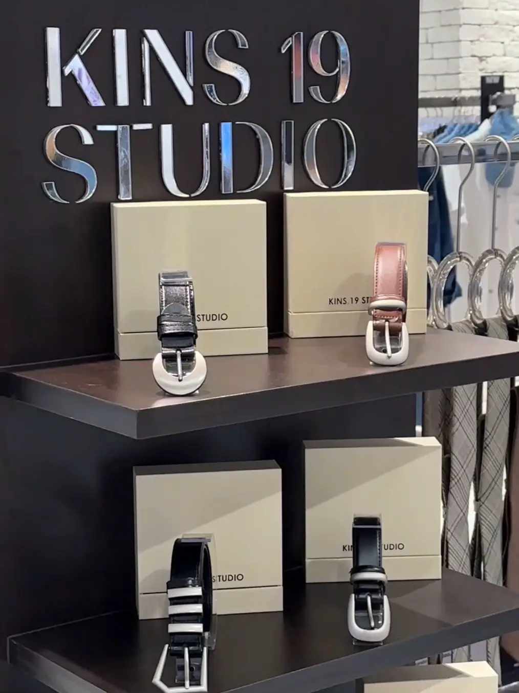 Visit Our first pop-up store Kins.19studio | แกลเลอรีที่โพสต์โดย KINS ...