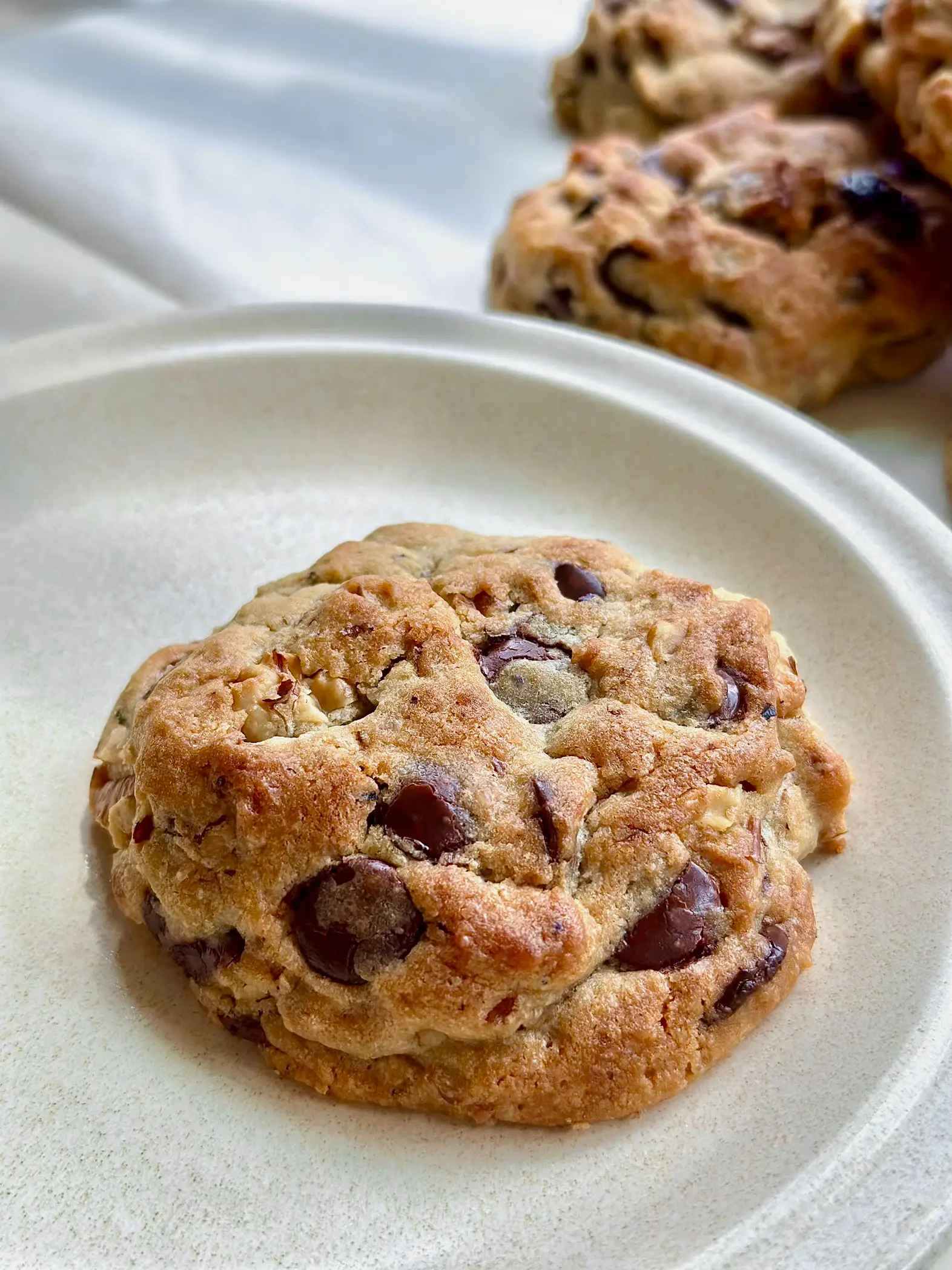 Making the Levain Bakery Chunky Cookies? 😱 | Galeri diposting oleh ziyi ...