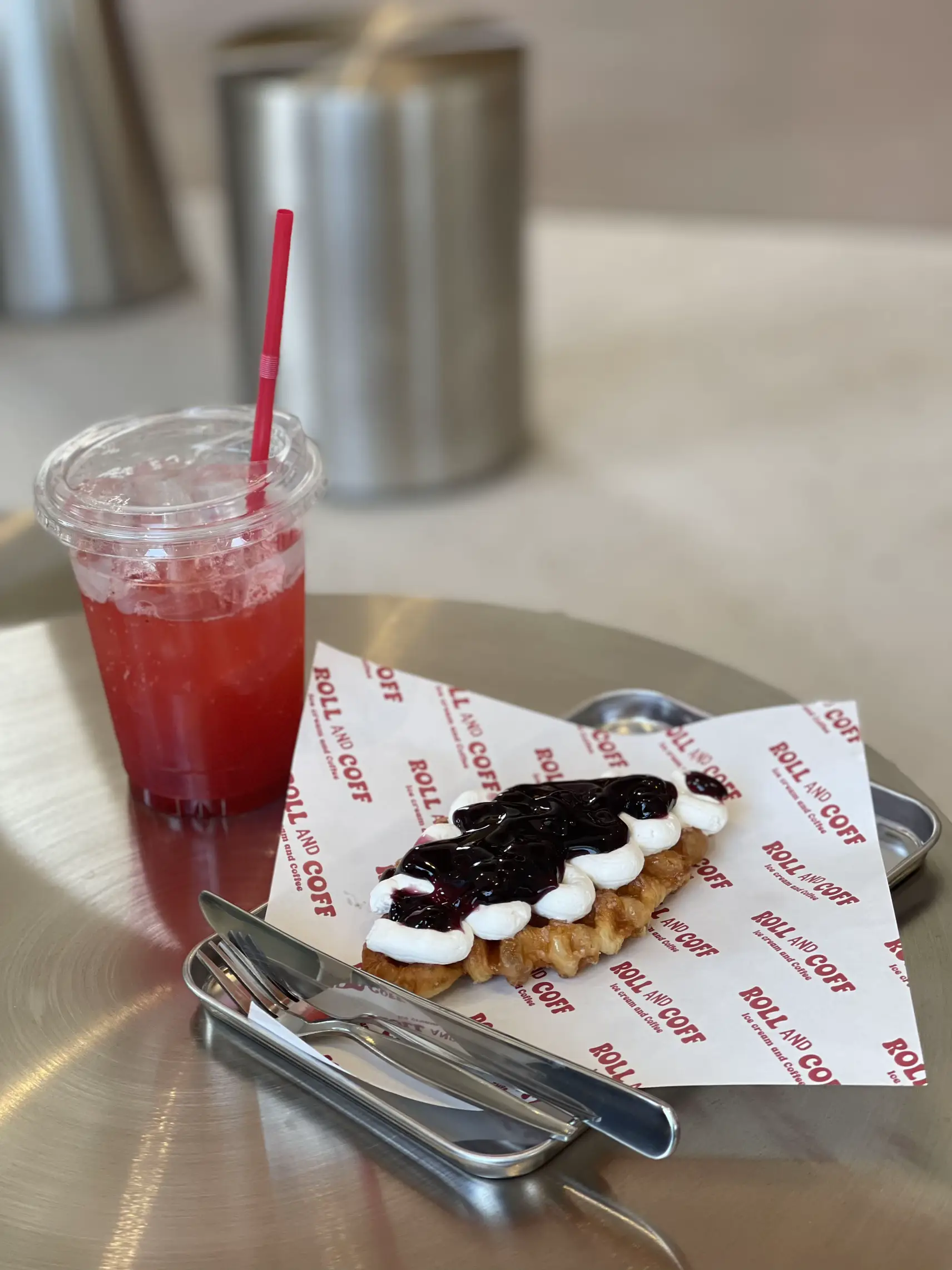 Cafe Roll and Coff Huahin | แกลเลอรีที่โพสต์โดย 24october | Lemon8