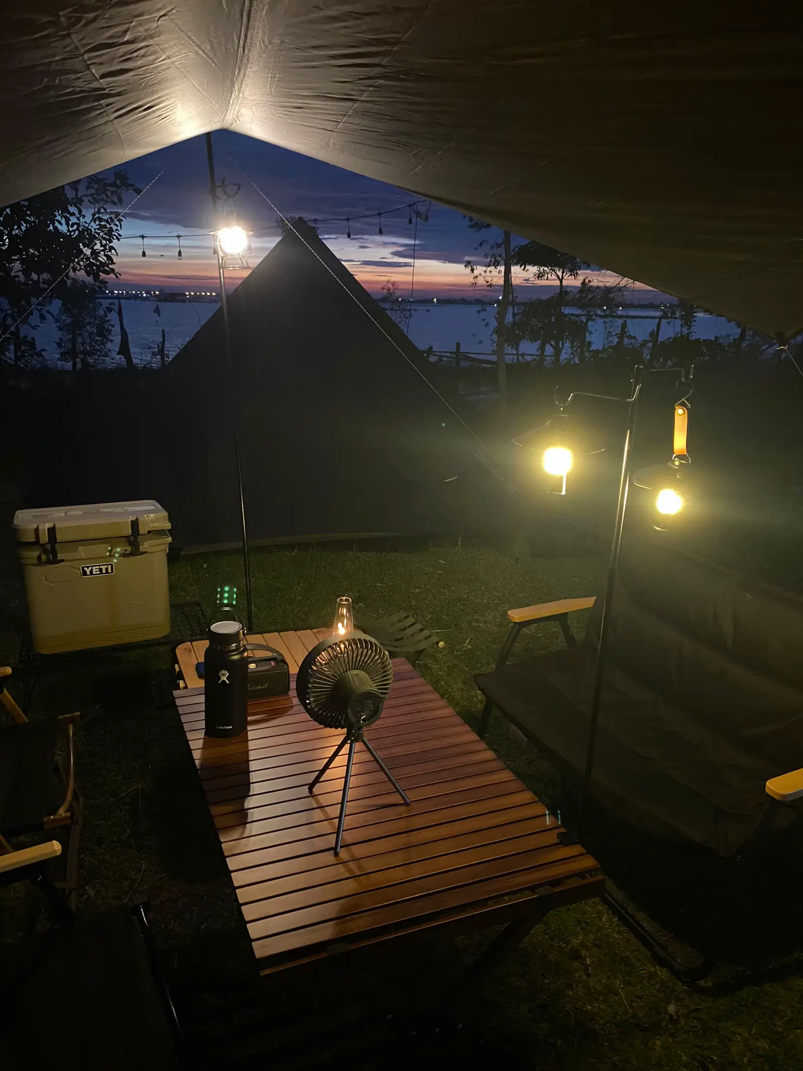 Camping | แกลเลอรีที่โพสต์โดย Pe Chanatkan | Lemon8