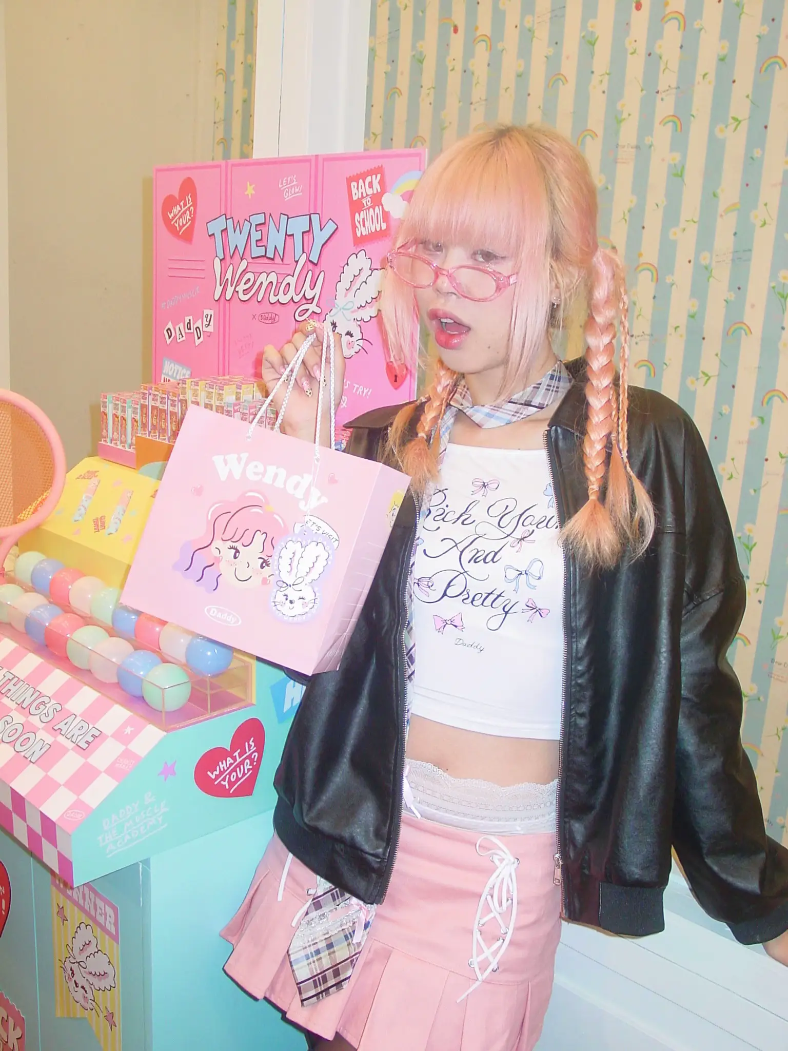 พาส่องลิปใหม่! 💄💋💖Twenty Wendy x DADDY 💘 | แกลเลอรีที่โพสต์โดย Mmintt ...