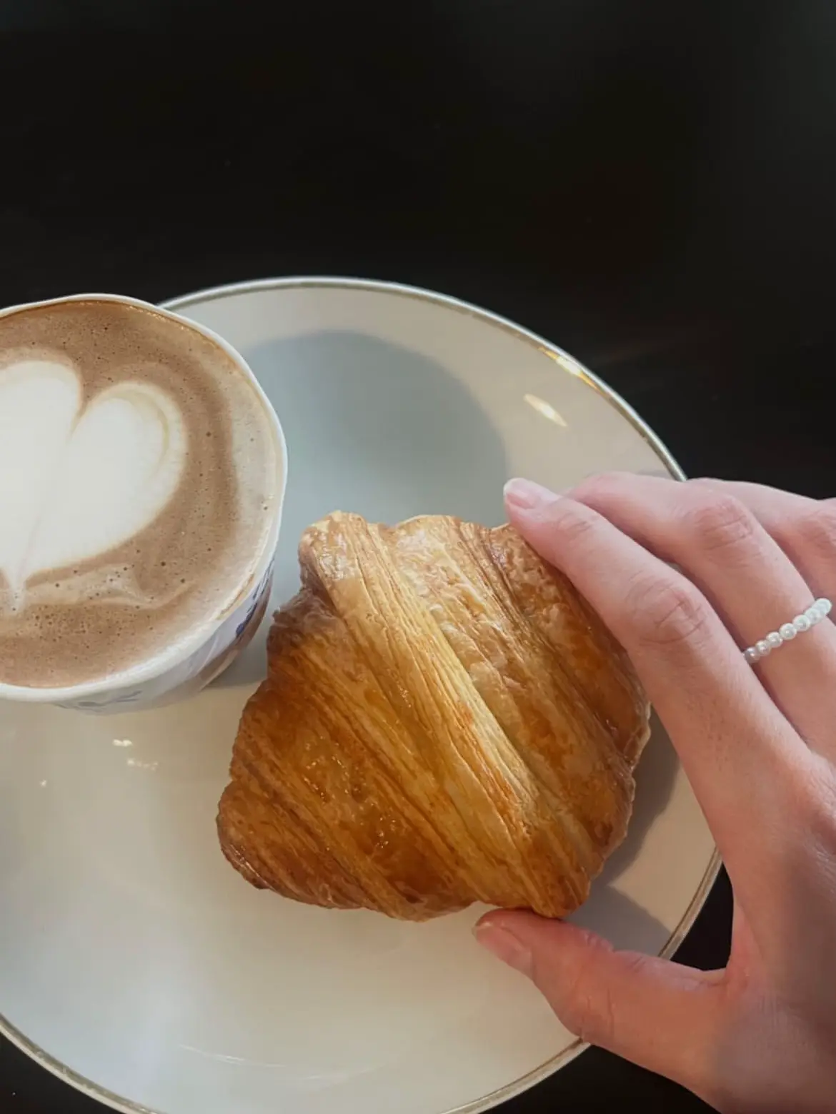 TheSun café คาเฟ่ใจกลางแม่สอด | แกลเลอรีที่โพสต์โดย Fay Chayanee | Lemon8