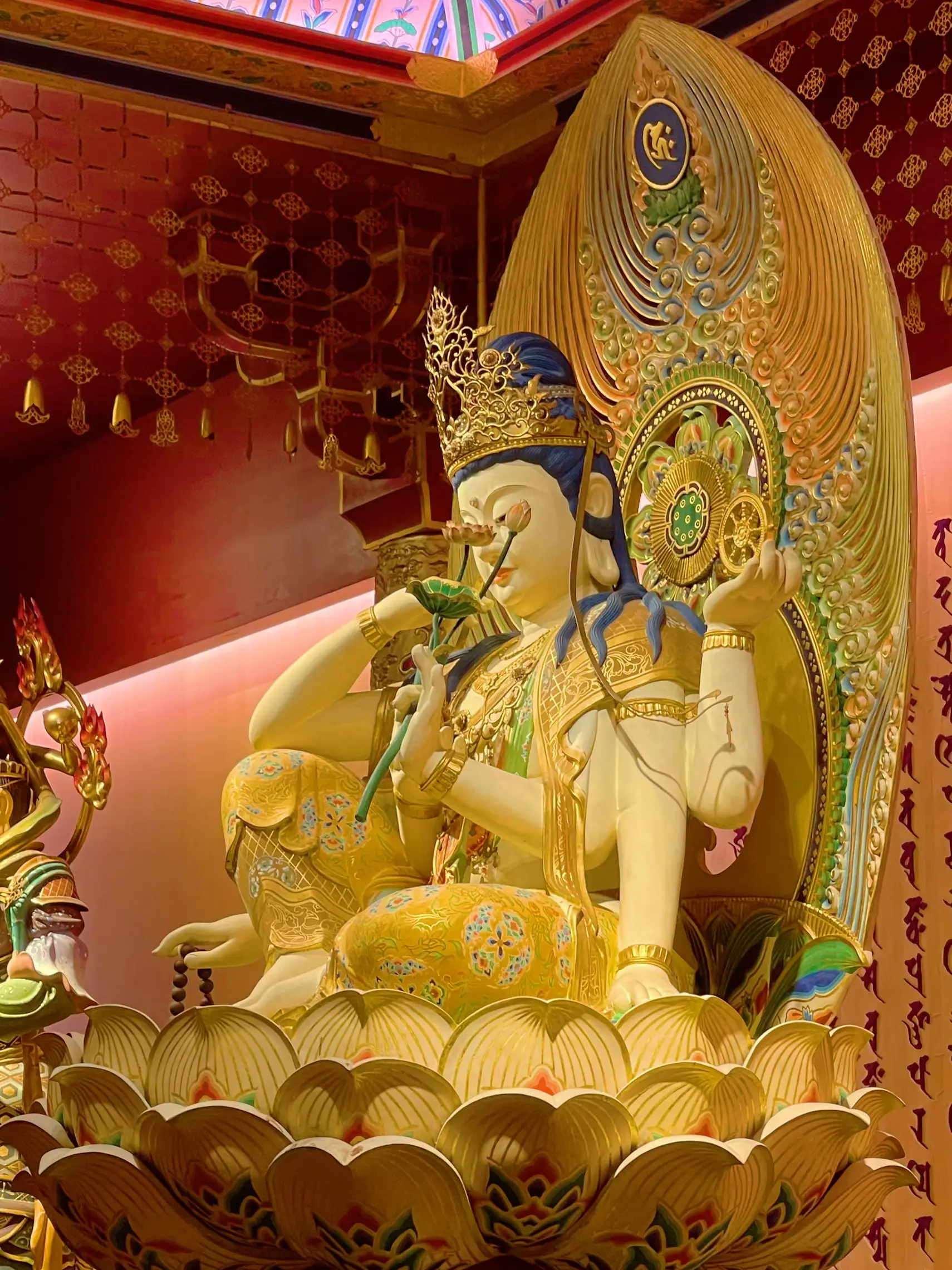 Buddha Tooth Relic Temple | แกลเลอรีที่โพสต์โดย Pumkaprim Poom | Lemon8