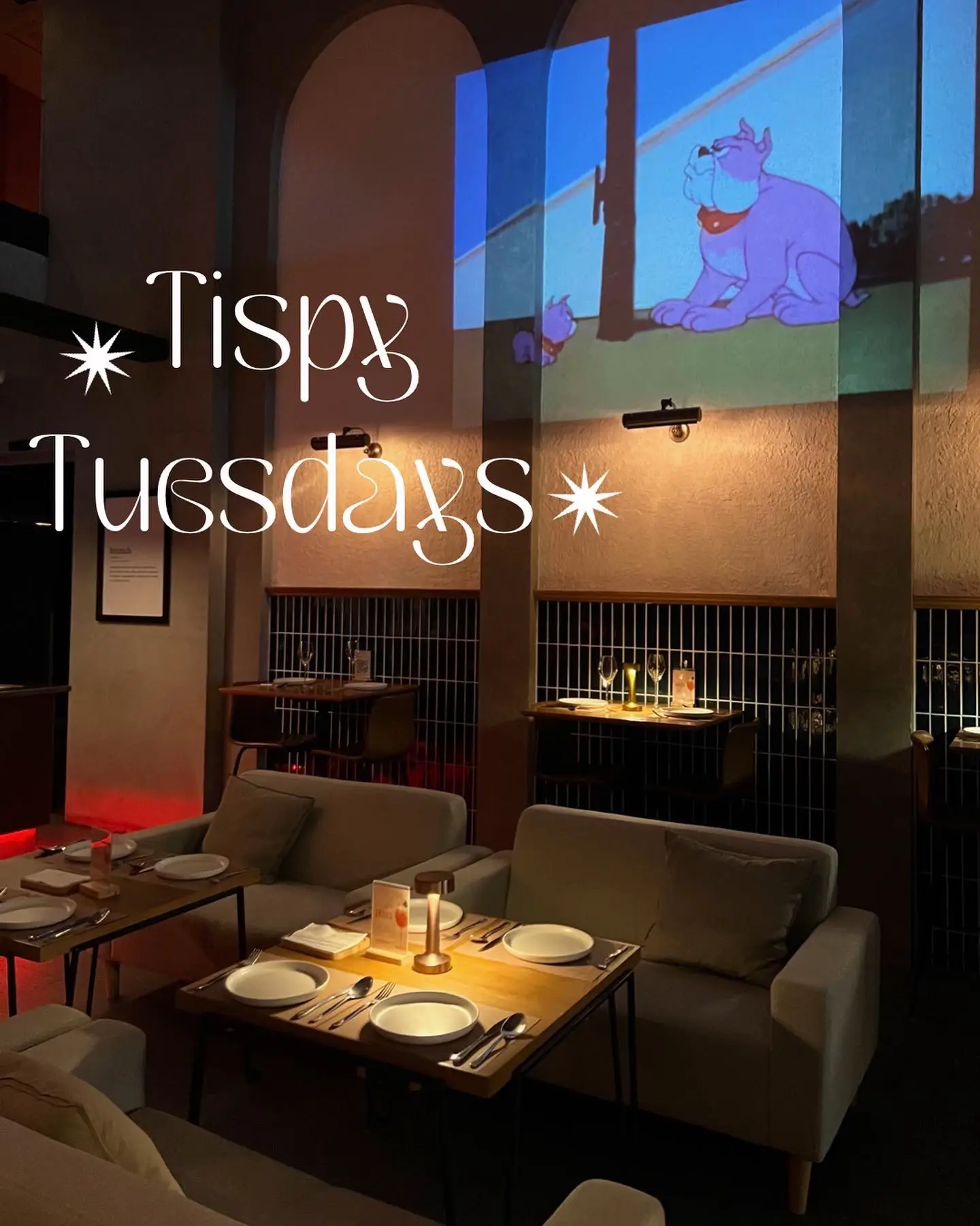 Tipsy Tuesday bar(ไม่ลับ) ย่านสุขุมวิท💋💋🥂 | แกลเลอรีที่โพสต์โดย moay | Lemon8