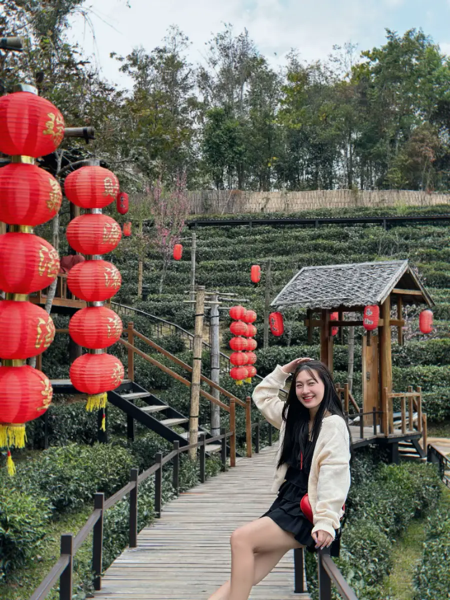 EP.3 แนวทางการแต่งตัวไปเที่ยวหมู่บ้านรักไทย | แกลเลอรีที่โพสต์โดย K.Supansa | Lemon8