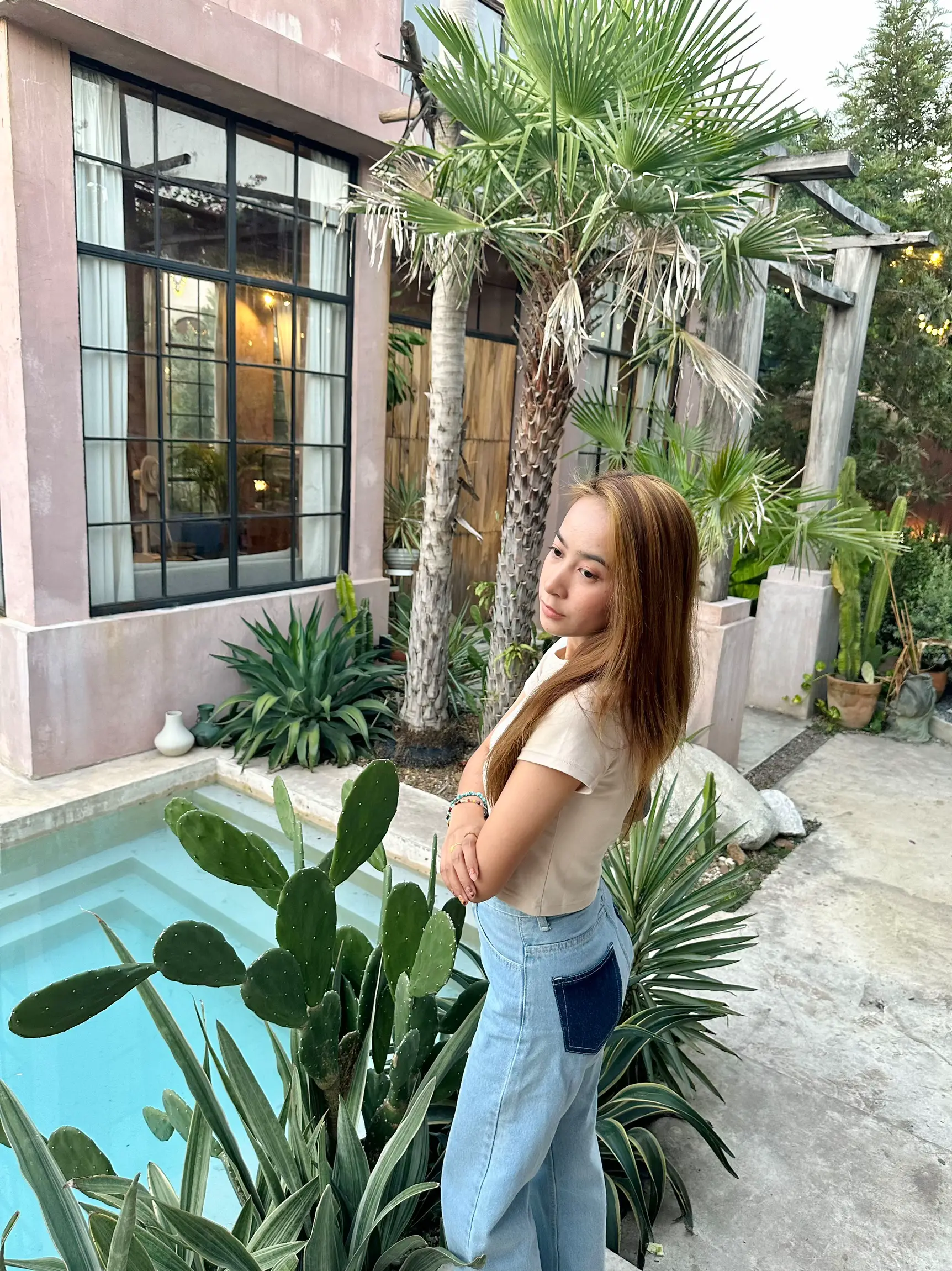 รีวิว เสื้อยืดตัวโปรด กับแบรนด์โปรด Mitr 🌹 | แกลเลอรีที่โพสต์โดย DAINA | Lemon8