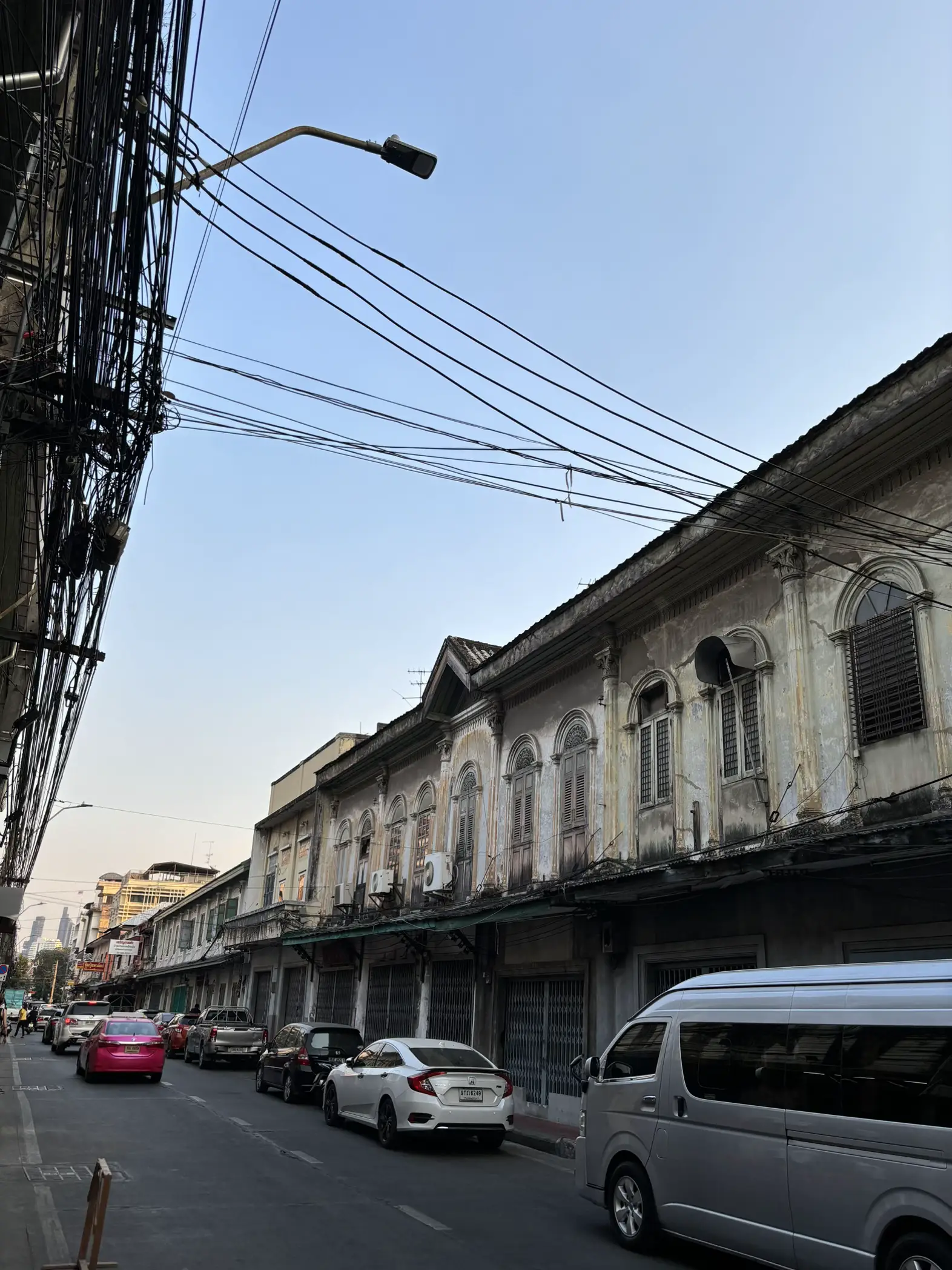 Woodbrook - (songwat rd.) ☕️🏙️ | แกลเลอรีที่โพสต์โดย tawan h. | Lemon8