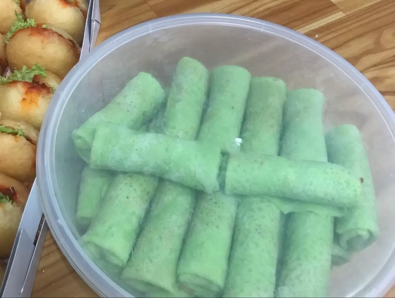 Kuih ketayap inti kelapa gula merah | Galeri disiarkan oleh Norani | Lemon8