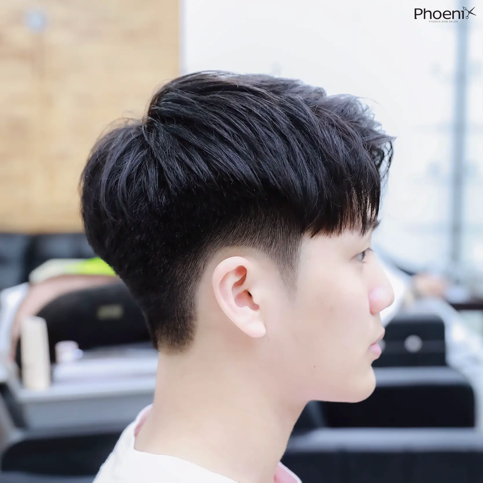 ไอเดียทรงผม COMMA HAIR | แกลเลอรีที่โพสต์โดย PHOENIX | Lemon8