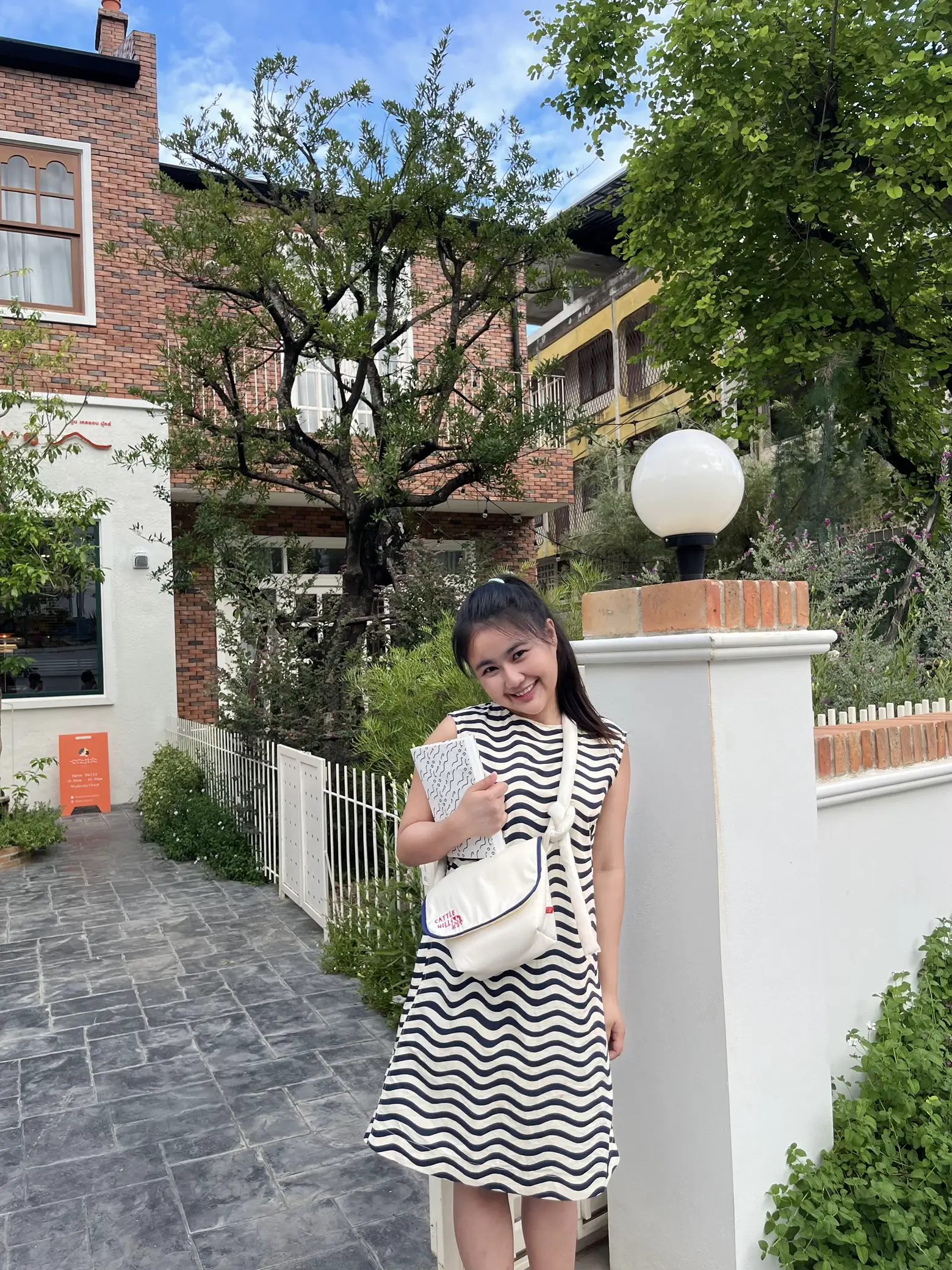 รีวิวกระเป๋าน่ารัก 🥛📦🐄 | แกลเลอรีที่โพสต์โดย Molly | Lemon8