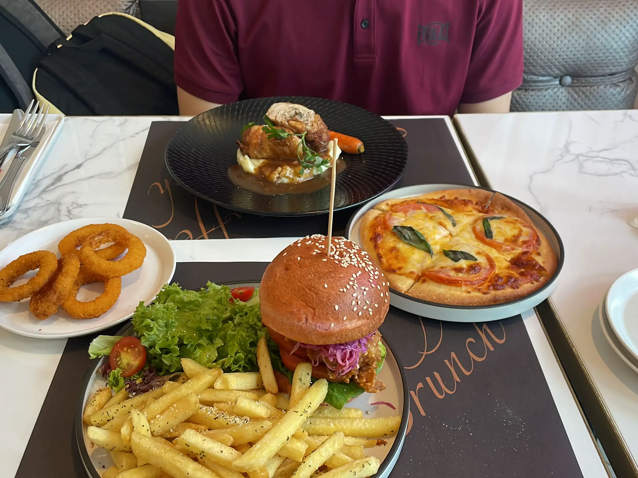 cafe de muse is perfect for study dates! | Gallery posted by yanyan