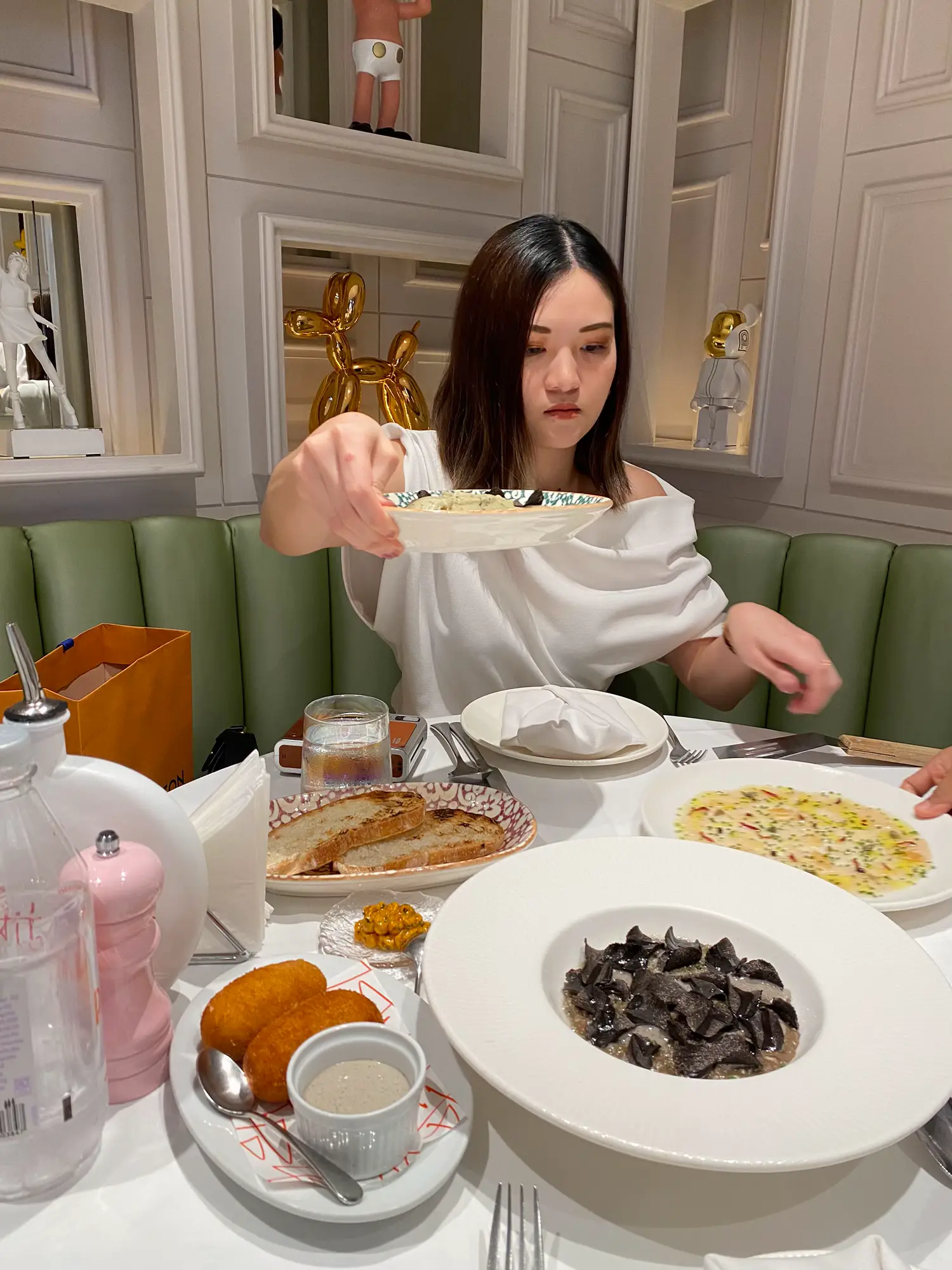 Petits Plats ไอเดียร้านจัดงานวันเกิด | แกลเลอรีที่โพสต์โดย Lunlunlaaa | Lemon8