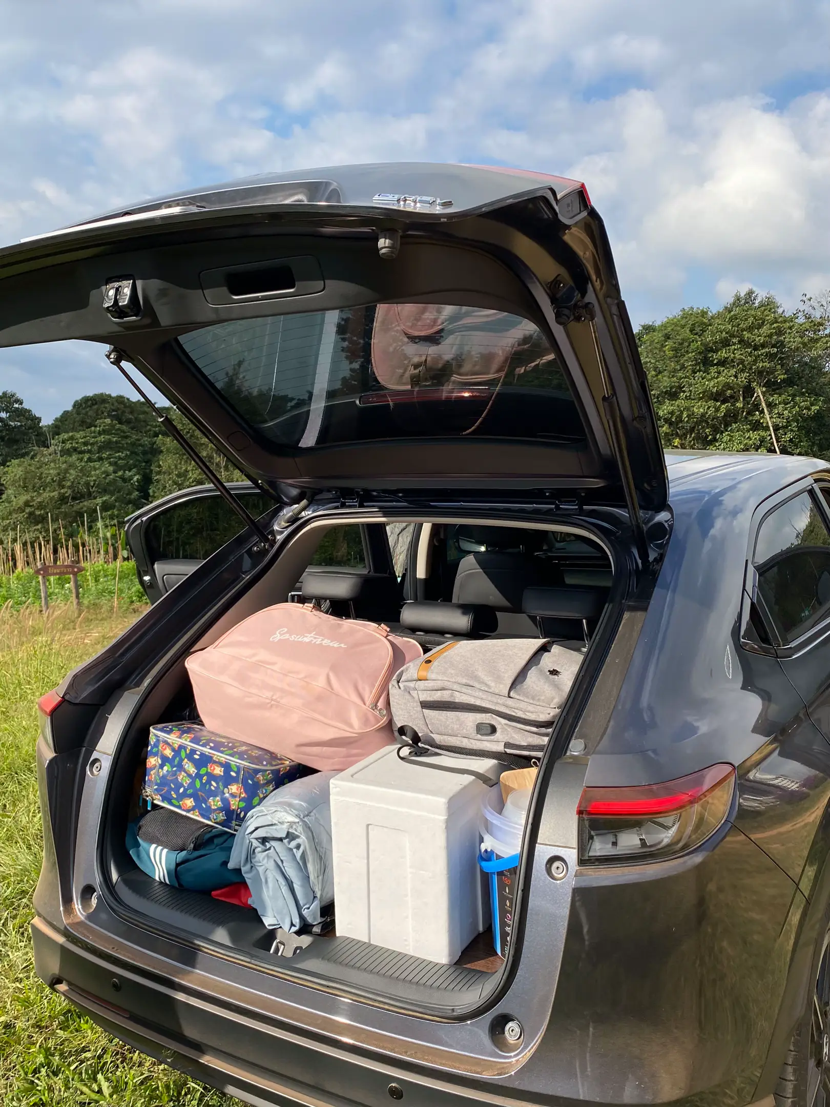 รีวิว Honda Hrv- E:hev รุ่น E | แกลเลอรีที่โพสต์โดย Natchanon | Lemon8