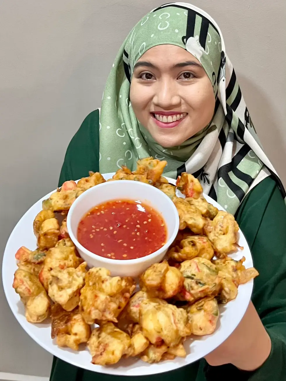 Cucur ketam 🦀 | Video diterbitkan oleh kak asiah | Lemon8