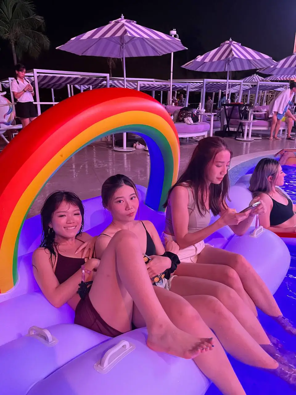 BRUTALLY FRANK EXPERIENCE OF TIPSY UNICORN 🦄🥳 | แกลเลอรีที่โพสต์โดย \^___^/ | Lemon8