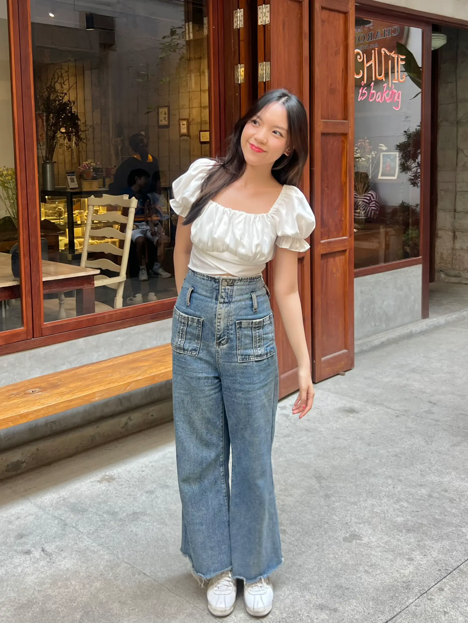 คาเฟ่ย่านเจริญกรุง: Chutie is Baking🥯🧈 | แกลเลอรีที่โพสต์โดย Apich | Lemon8