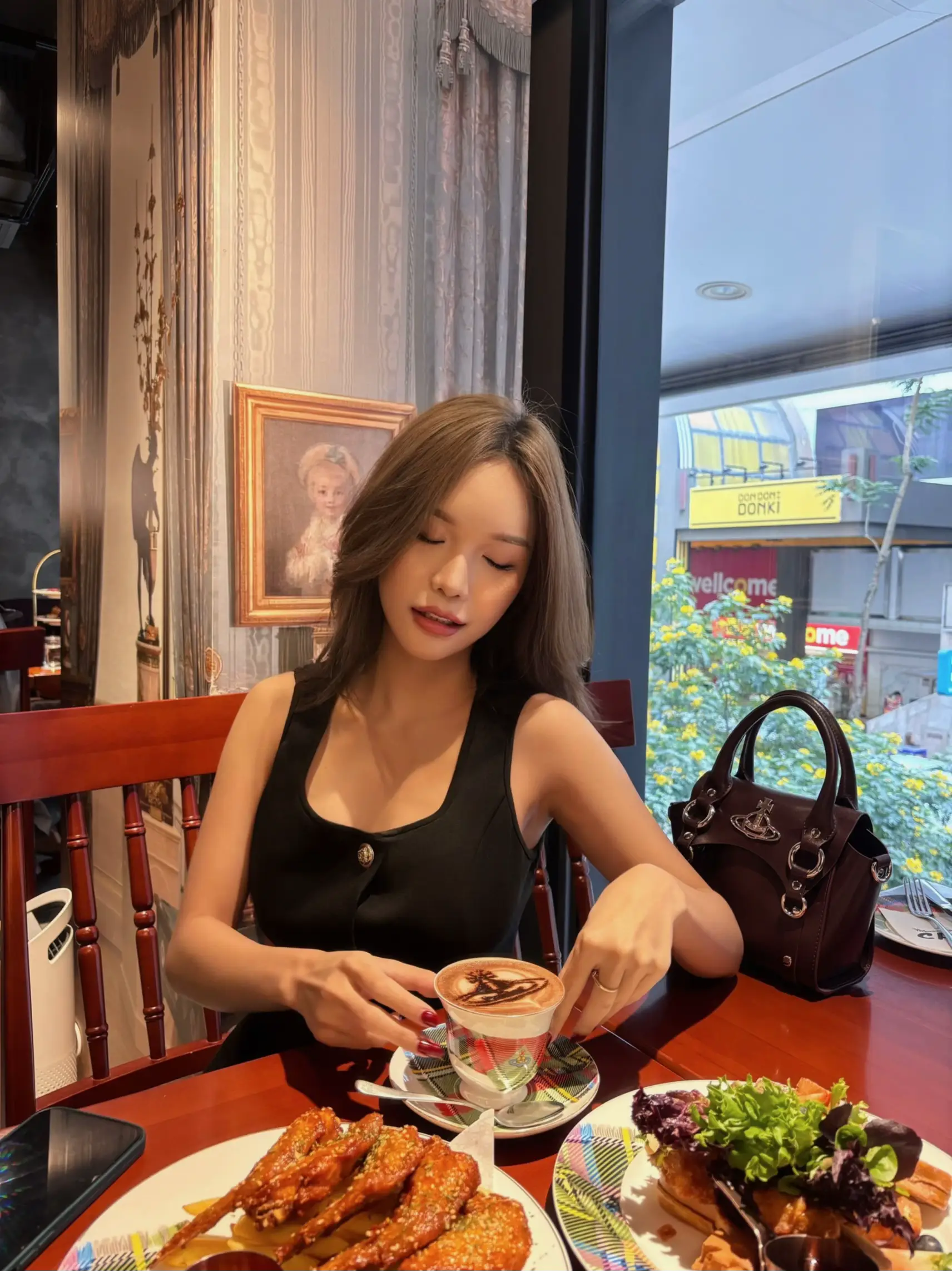 Vivienne Westwood Café Hk | แกลเลอรีที่โพสต์โดย Aris | Lemon8