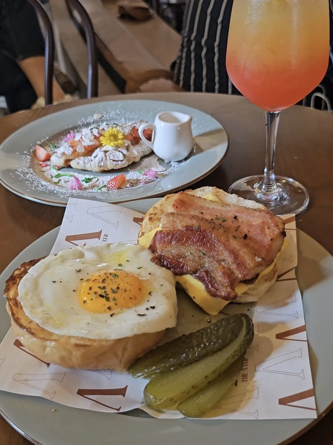 📍THE A TER CHIANG MAI คาเฟ่เชียงใหม่ที่มีดนตรีสด 🎷 | แกลเลอรีที่โพสต์ ...