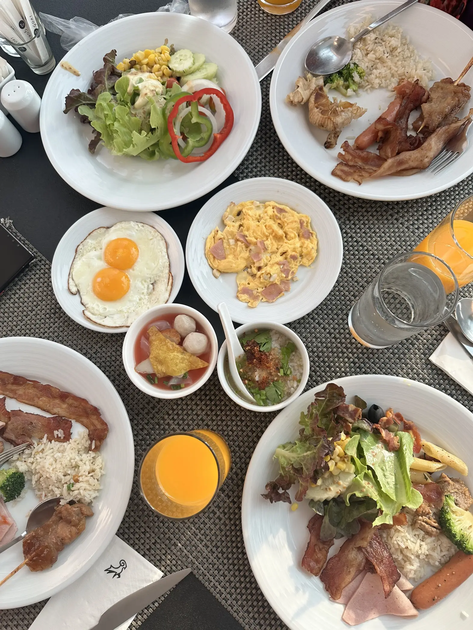 หนีไปพักใจ ที่พักเปิดใหม่ริมหาดหัวหิน🛖🍃 | แกลเลอรีที่โพสต์โดย ffah.b | Lemon8