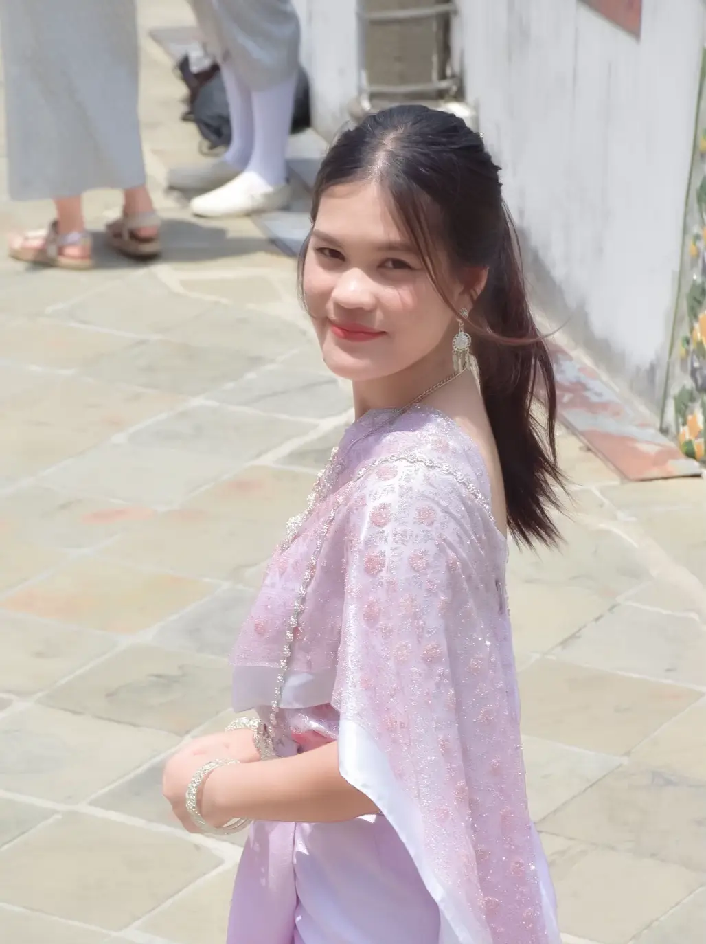 พิกัดร้านเช่าชุดไทยวัดอรุณ | แกลเลอรีที่โพสต์โดย parn | Lemon8