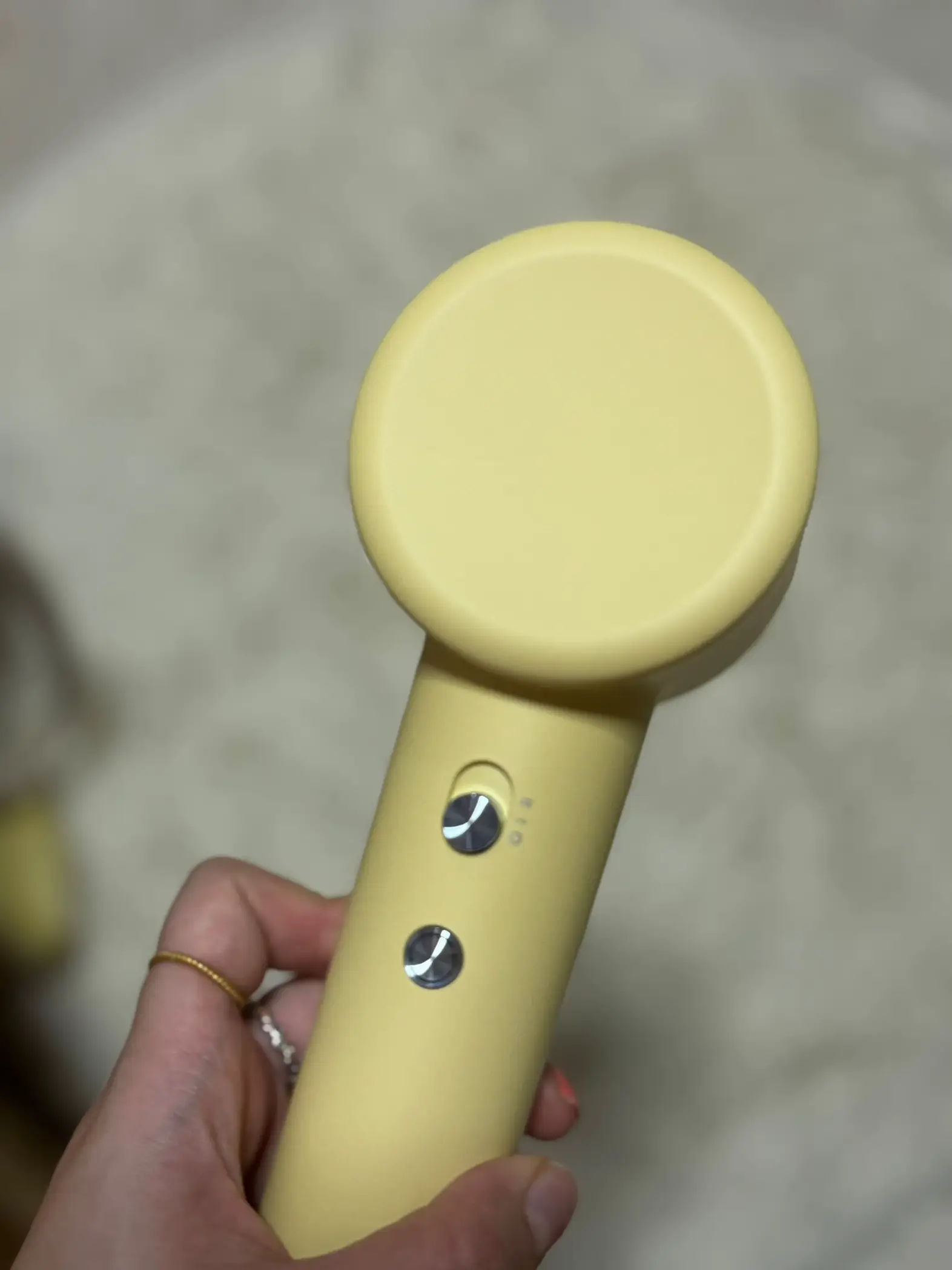 Items สาวขี้เกียจ ไดร์ผม 5 นาทีแห้ง เสียงเบา | แกลเลอรีที่โพสต์โดย Neth♡ | Lemon8