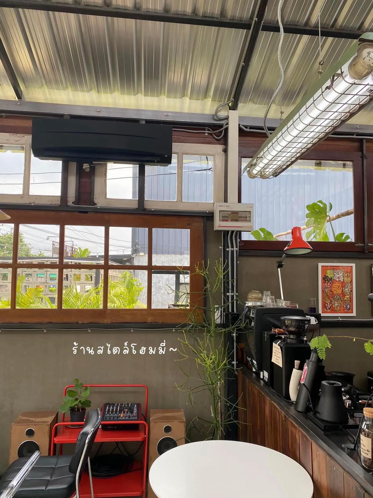 Old Lightning • Sriracha, Chonburi 🛖🌳🏡 | แกลเลอรีที่โพสต์โดย Ctd.daa | Lemon8