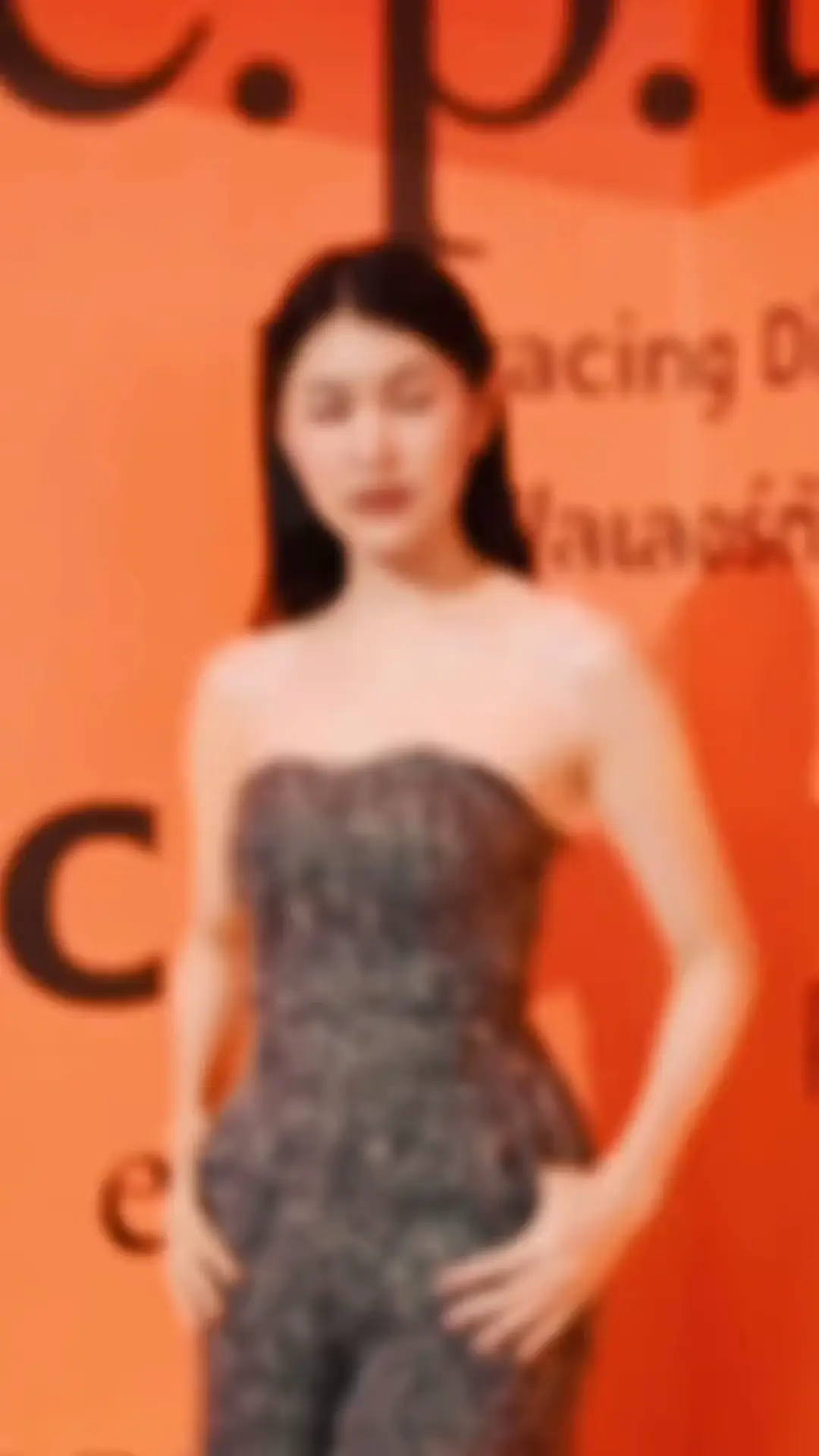 คุณหมอฟาฟาเข้าร่วมงานเปิดตัวพรีเซนเตอร์ e.p.t.q. | วิดีโอที่เผยแพร่โดย Dr.Warisa | Lemon8