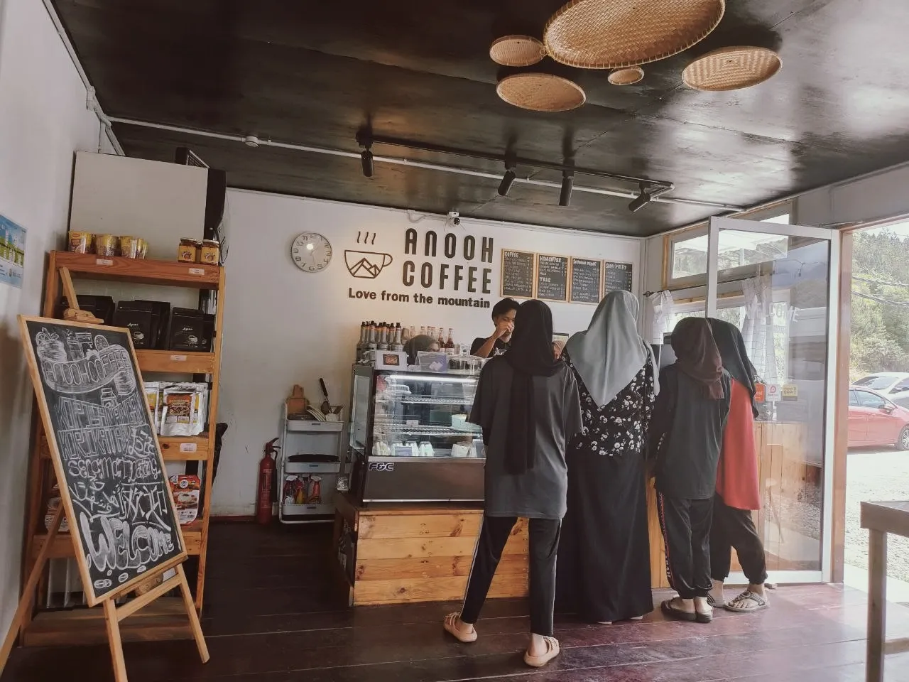 📍 Anooh Coffee, Kundasang Ranau | Galeri disiarkan oleh shaleenaaihara ...
