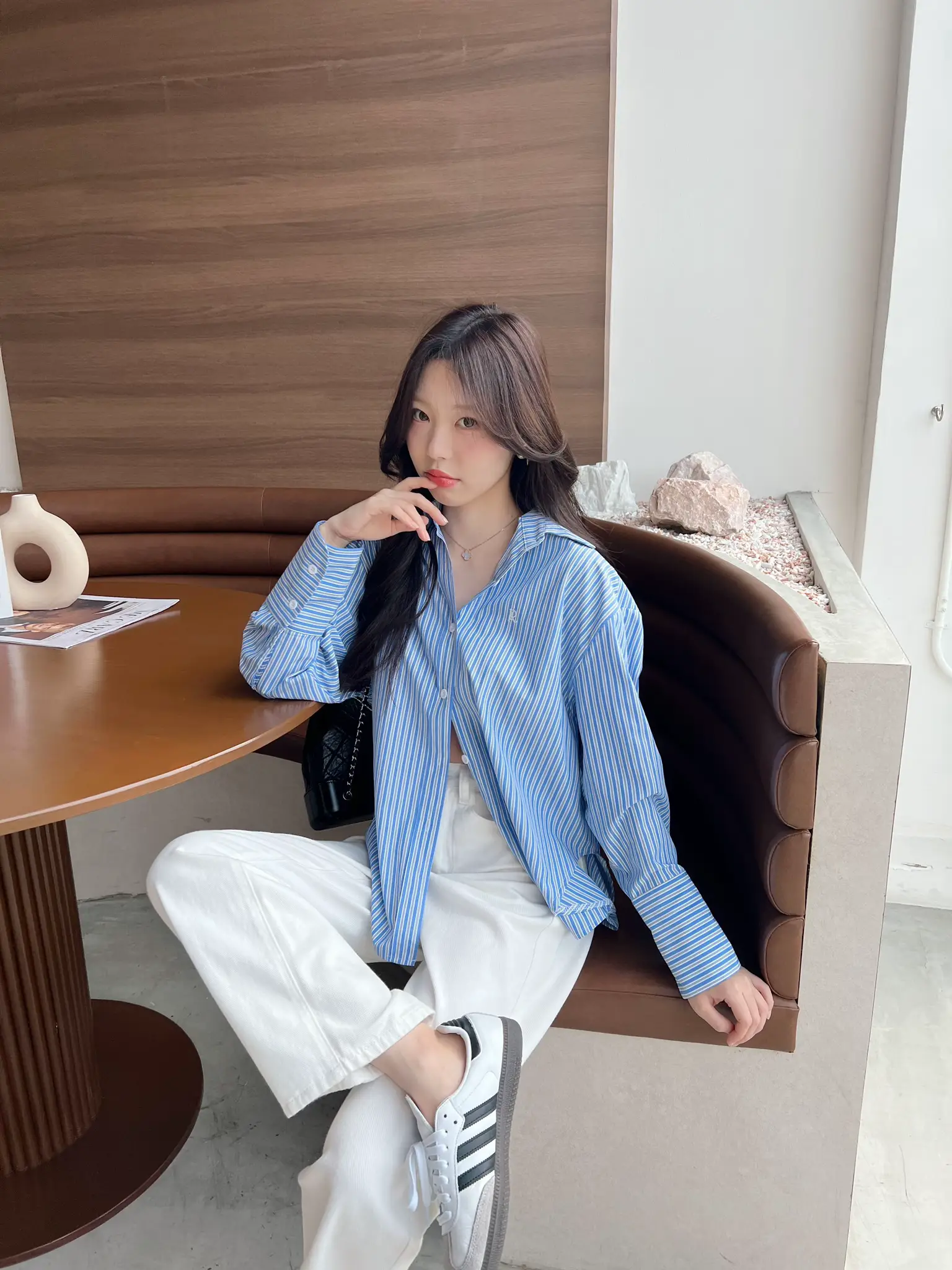 OOTD :: Blue Striped Shirt 🪡🛋️🥛 | แกลเลอรีที่โพสต์โดย Riley.apparels ...