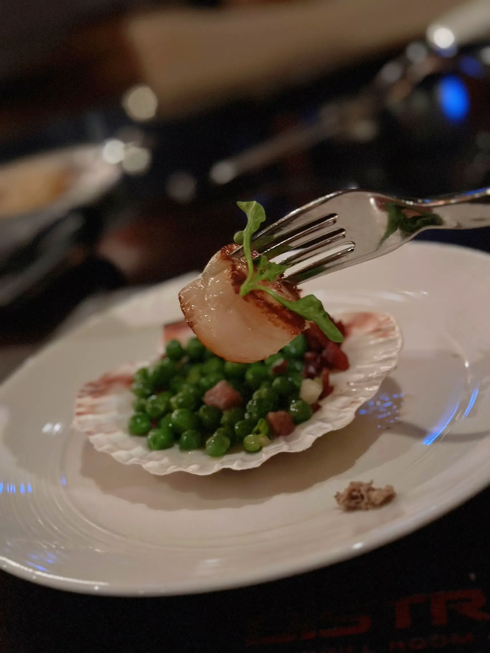 The District Grill Room & Bar | แกลเลอรีที่โพสต์โดย Dedee Happy Net | Lemon8