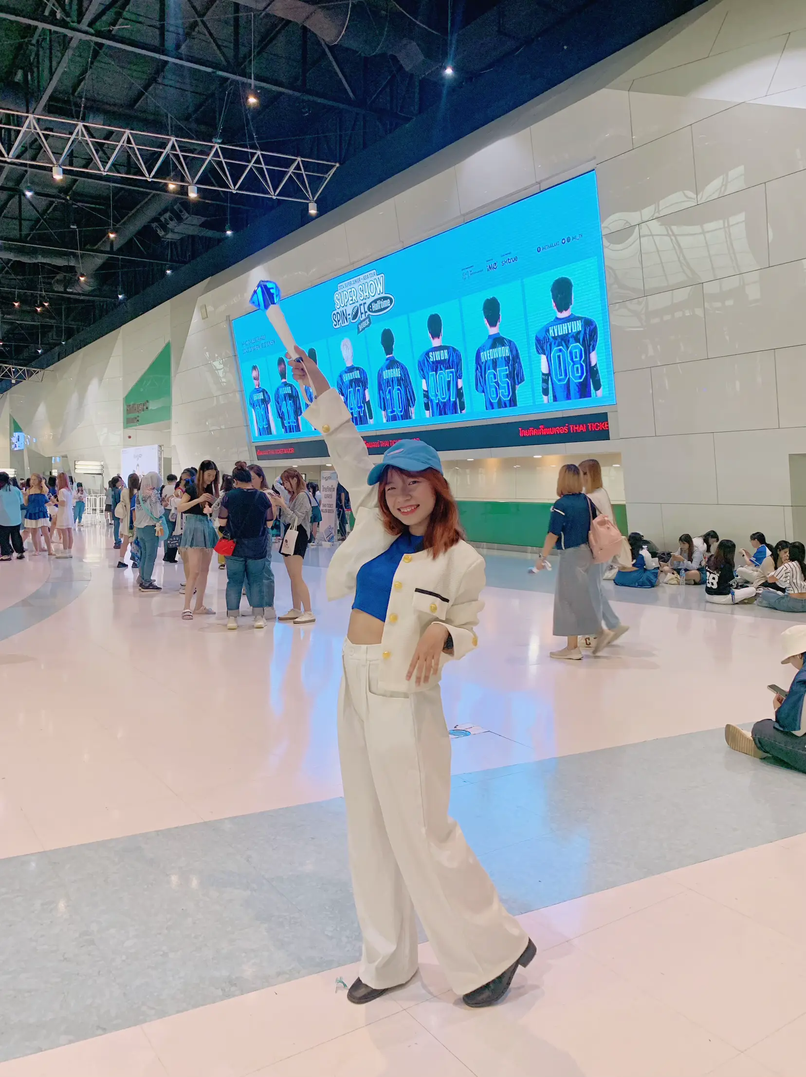 ไปคอนอีกครั้งกับวงที่ติ่งตั้งแต่มัธยม 💙 | แกลเลอรีที่โพสต์โดย Ployploy Elf | Lemon8