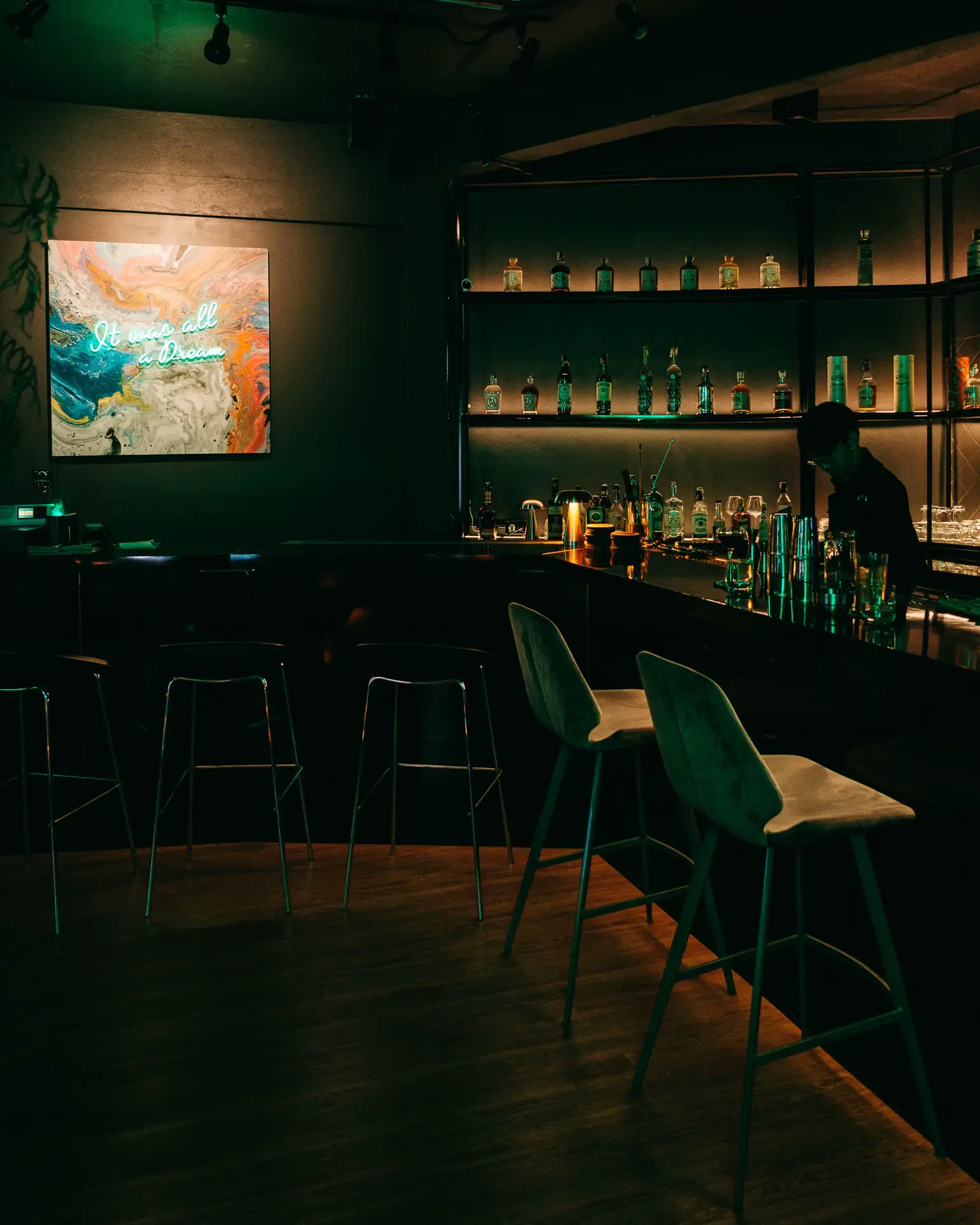 GASPER Cocktail Club บรรยากาศลับอย่างมีสีสันย่านเยาวราช | แกลเลอรีที่ ...