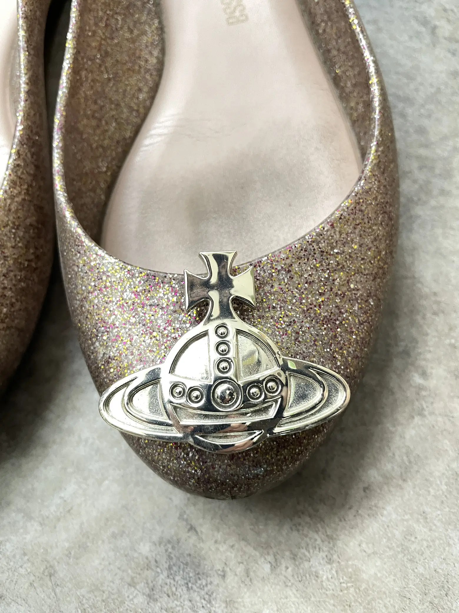รองเท้ายางmelisa x vivien westwood | แกลเลอรีที่โพสต์โดย lifestyle ...