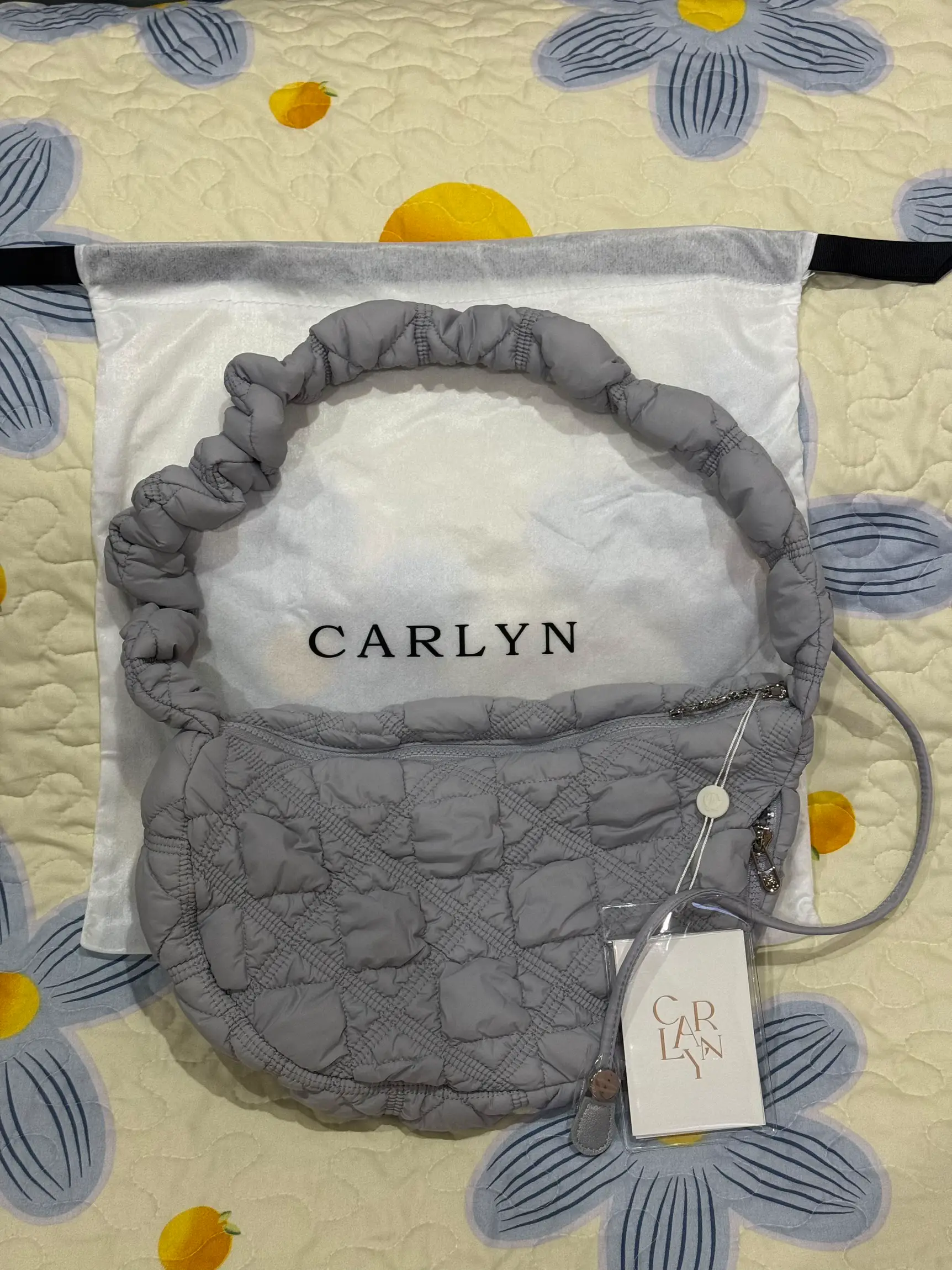 Carlyn Cozy M สดๆร้อนๆ Import มาจาก Korea 🇰🇷🛍️ | แกลเลอรีที่โพสต์โดย ...