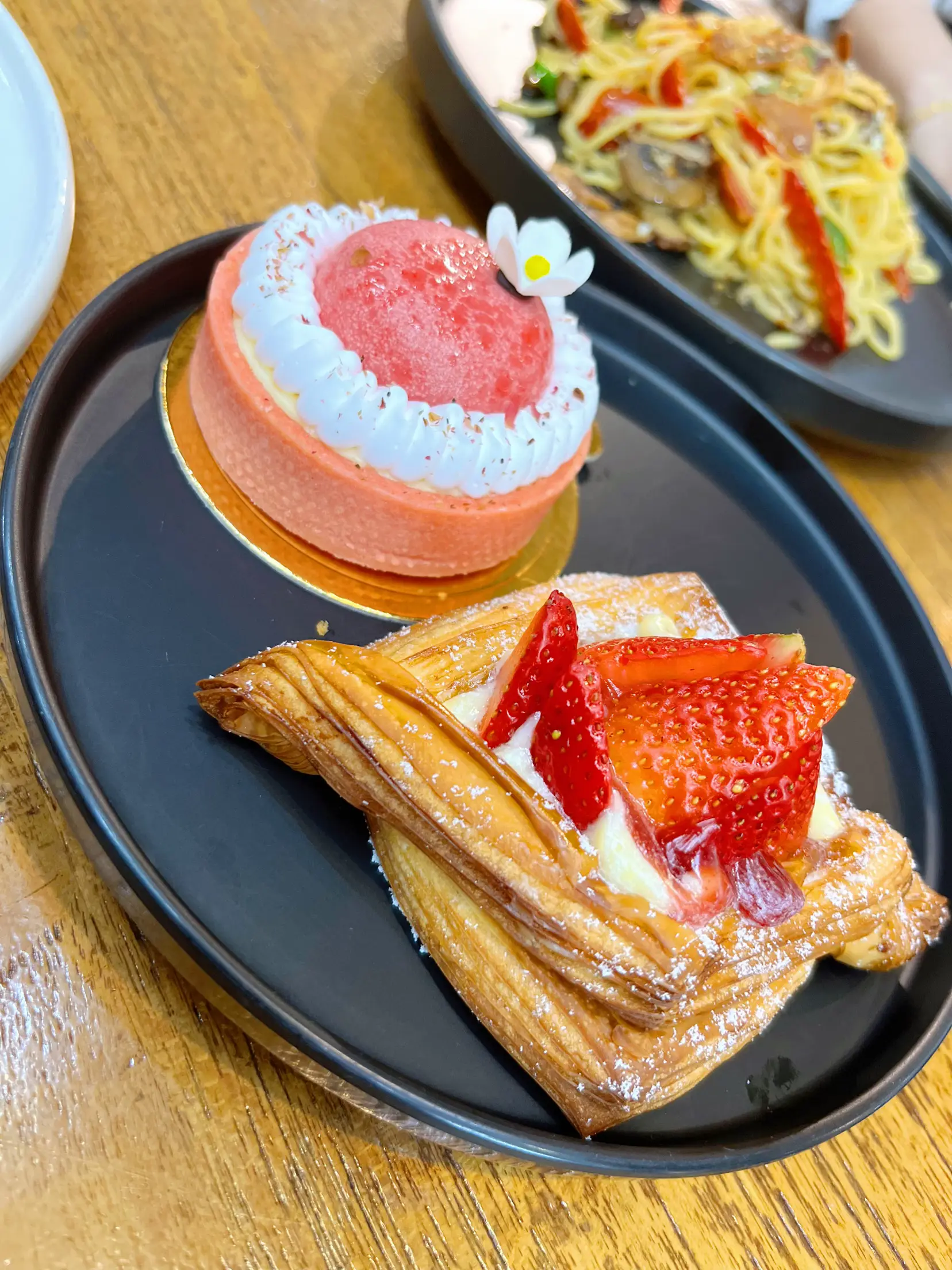 KLCG Confectionery & Bakery | Galeri disiarkan oleh FN Tasty Tales | Lemon8