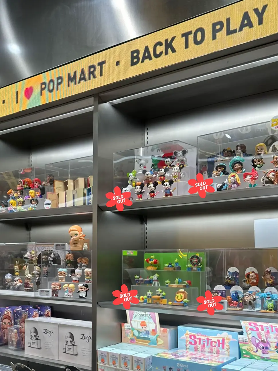 พาส่อง POPMART 🔍 Central World เหลืออะไรให้ตำบ้าง | แกลเลอรีที่โพสต์โดย ...