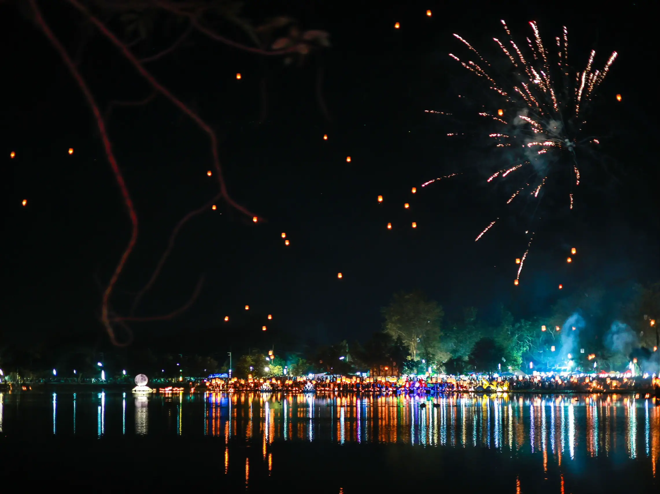 ยี่เป็ง เชียงใหม่ | แกลเลอรีที่โพสต์โดย May’s Journey | Lemon8