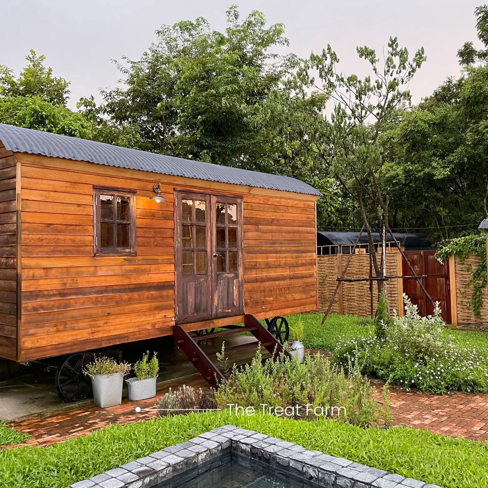 The Treat Farm Hotel🏡 | แกลเลอรีที่โพสต์โดย g. | Lemon8