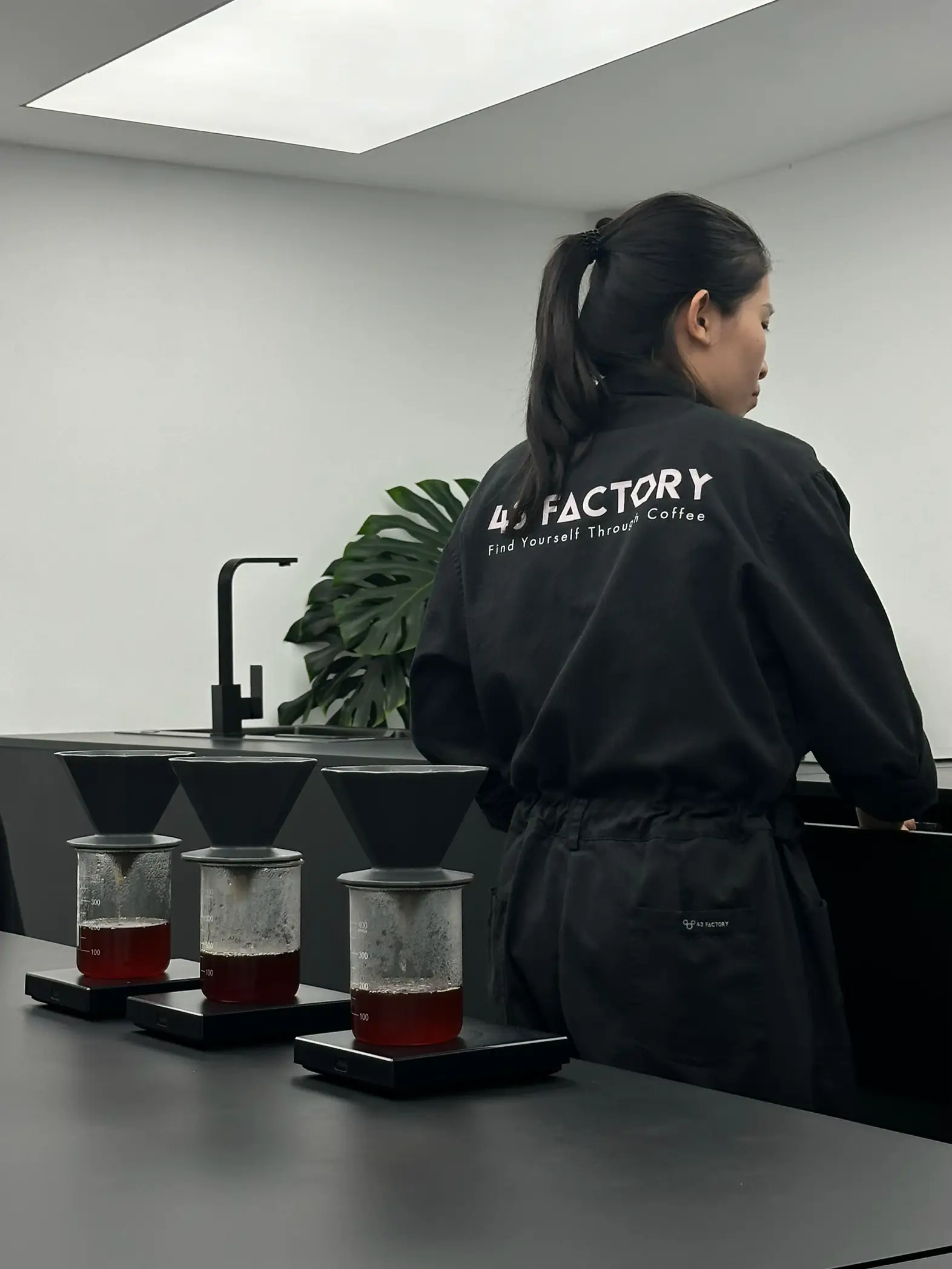 ปักหมุดคาเฟ่สวยกับ Specialty Coffee ที่ XLIII | แกลเลอรีที่โพสต์โดย mmii. | Lemon8