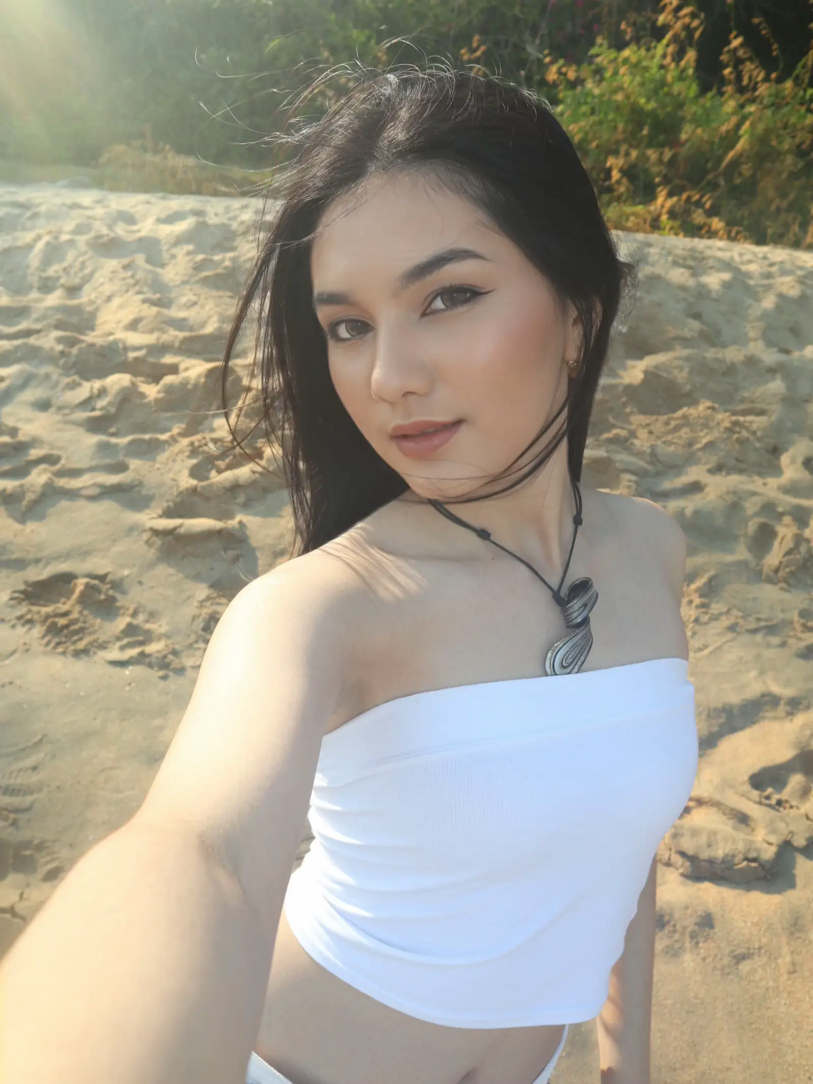 รีวิวกล้องที่ถูกลืม Canon M100📸 | แกลเลอรีที่โพสต์โดย Model | Lemon8