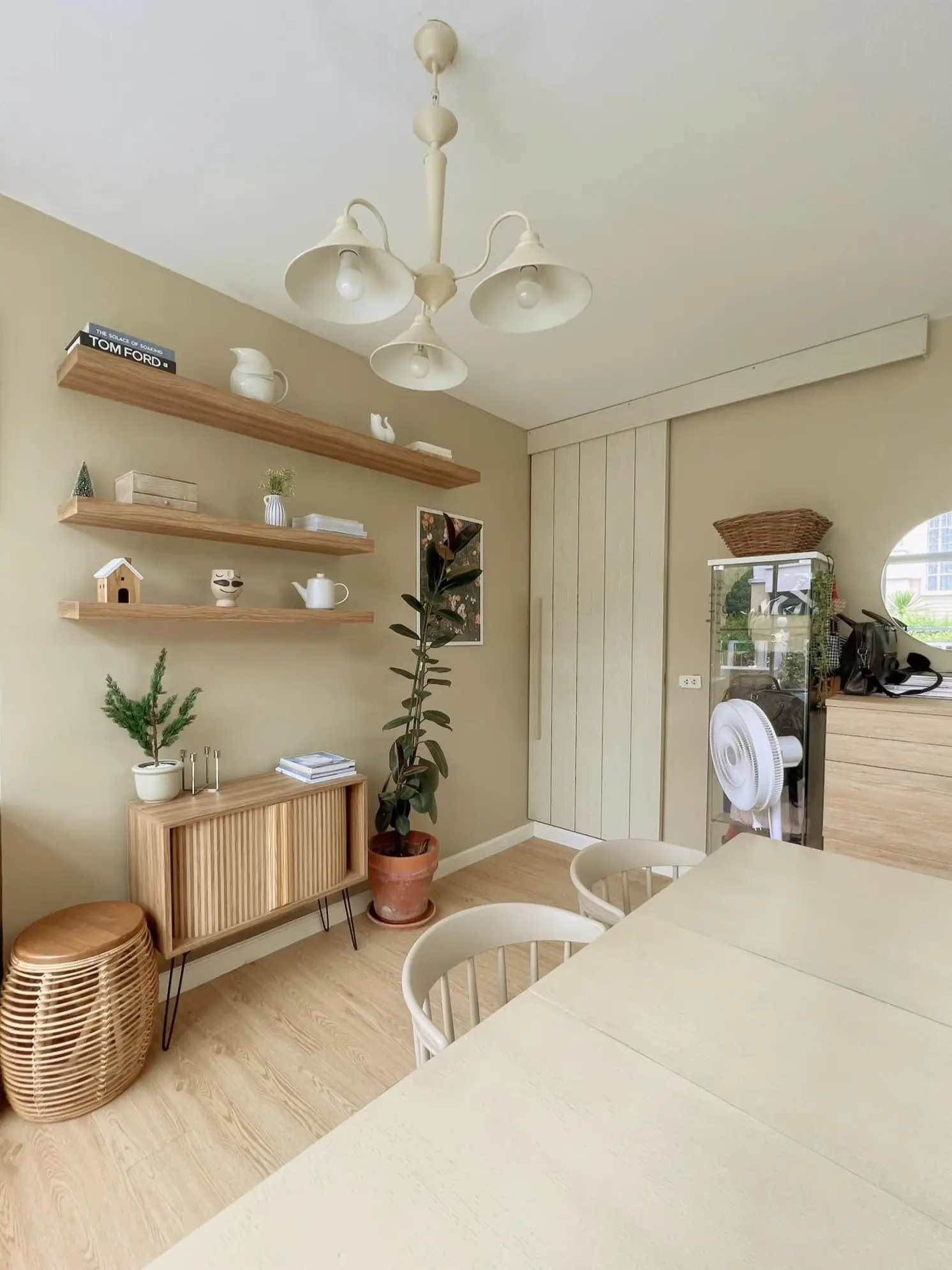 รีวิวสีทาผนัง TOA สวยละมุน☺️ | แกลเลอรีที่โพสต์โดย SalinstoryHome🏡 | Lemon8