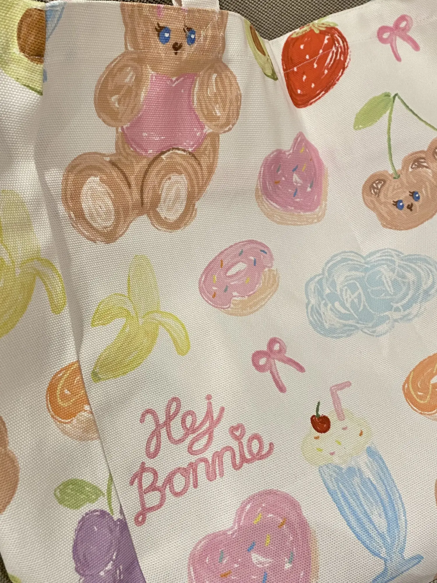 กระเป๋าผ้าเดอะแบก Hej.bonnie | แกลเลอรีที่โพสต์โดย ployphanr | Lemon8