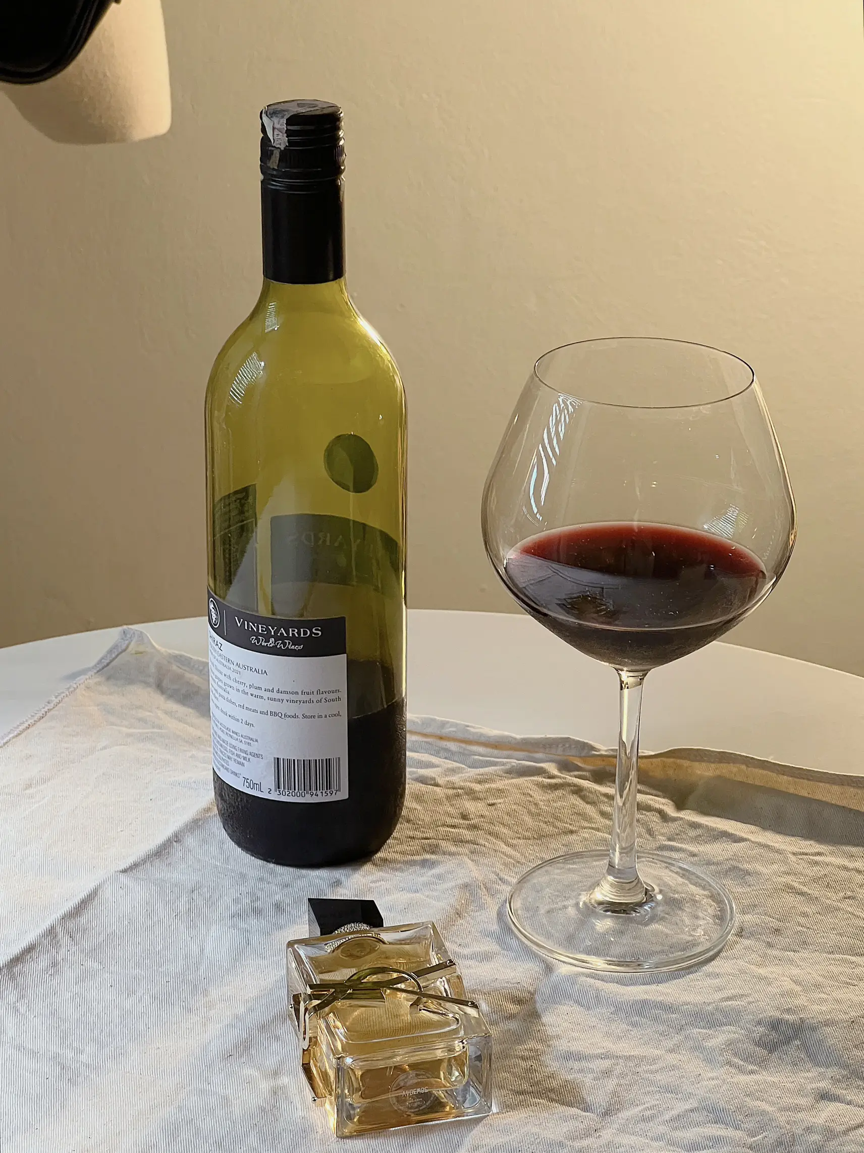 YSL Libre Eau De น้ำหอมออกเดทที่แนะนำ | แกลเลอรีที่โพสต์โดย Tiwa | Lemon8